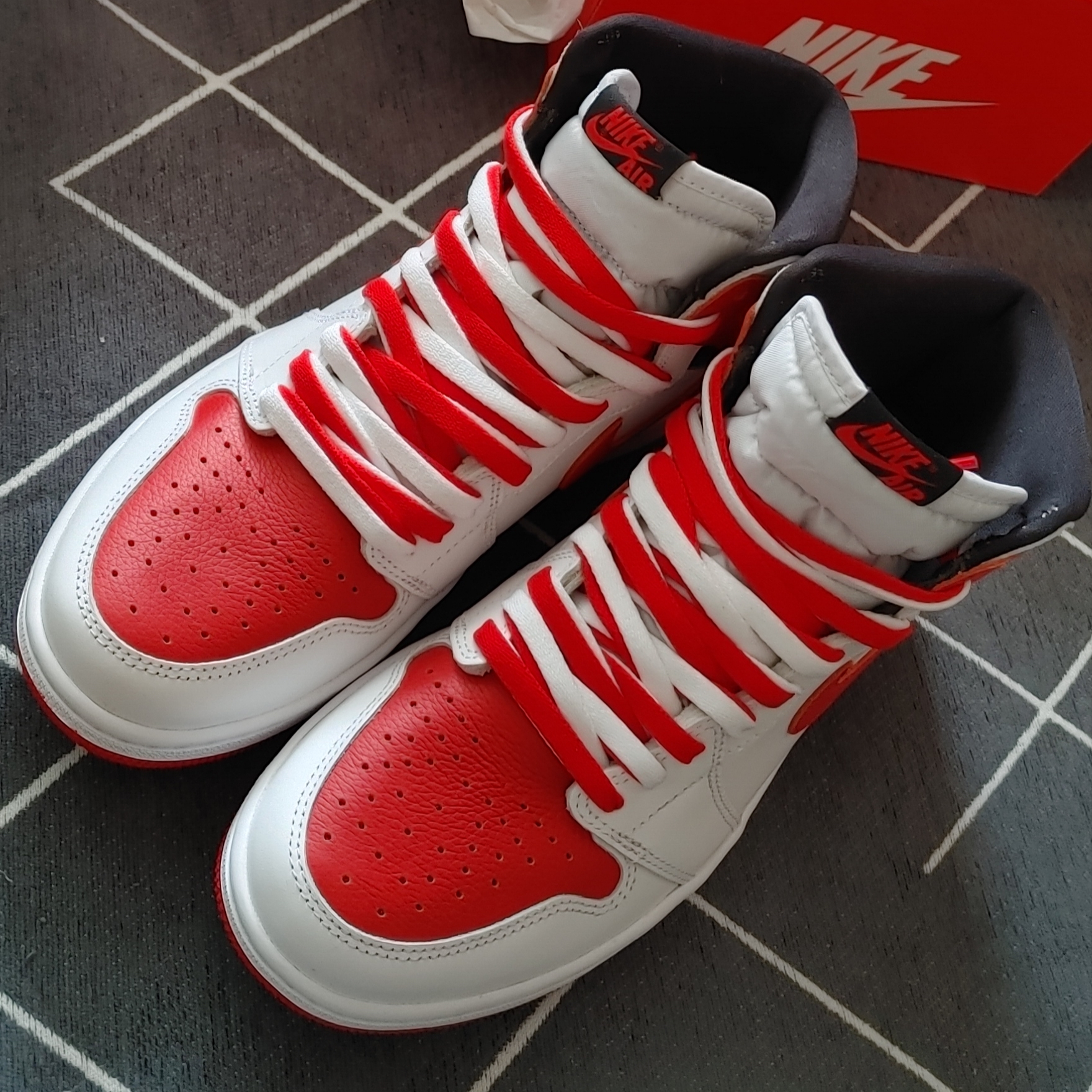 부기곰 (@boogigom) 님의 게시물 | KREAM