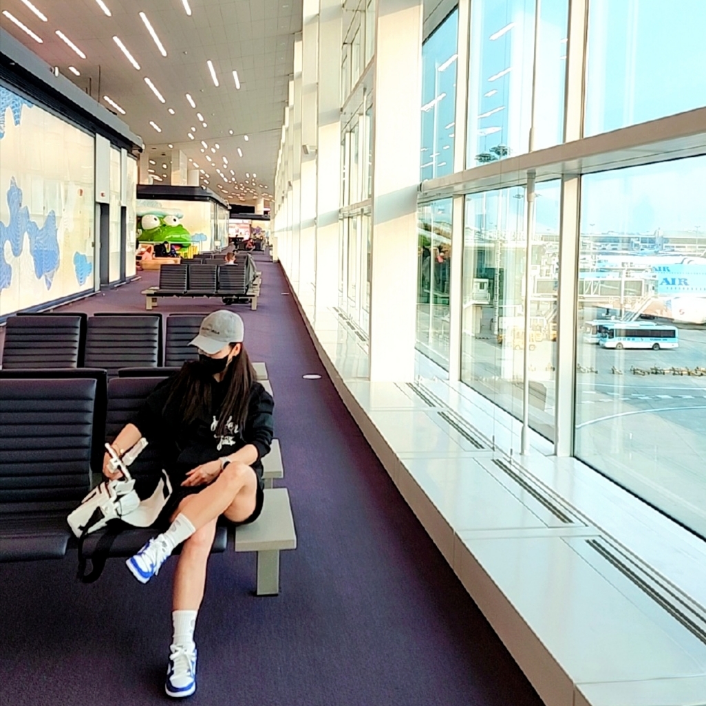 (@hee_ji9910) 님의 게시물 | KREAM