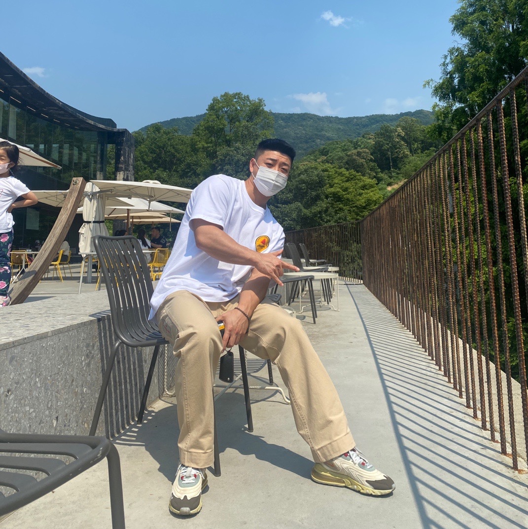 leejh1004yo (@godbless_lee) 님의 게시물 | KREAM