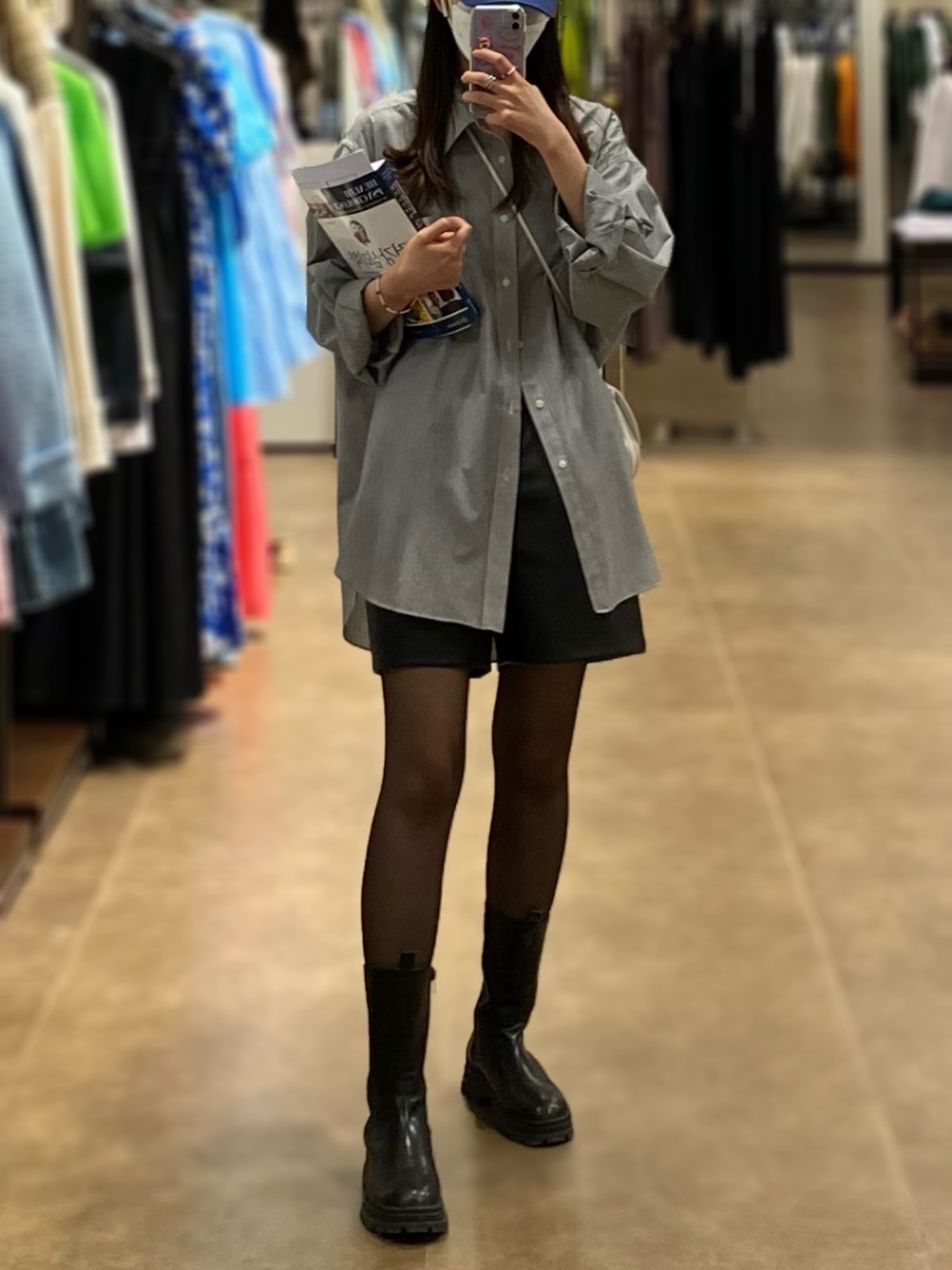 ฅ^•ﻌ•^ฅ (@hy0nida) 님의 게시물 | KREAM