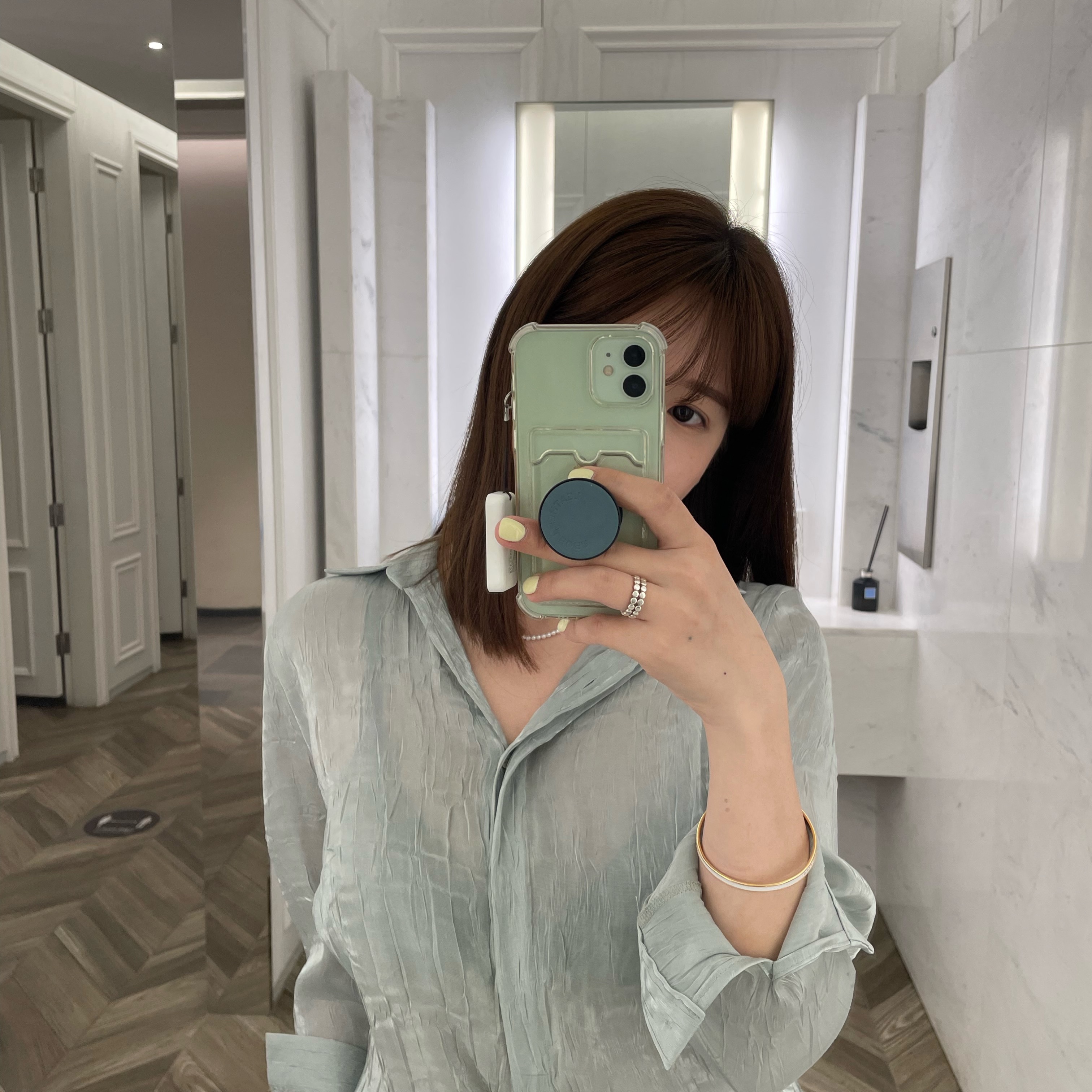 실버컴퍼니 (@cho_silver) 님의 게시물 | KREAM