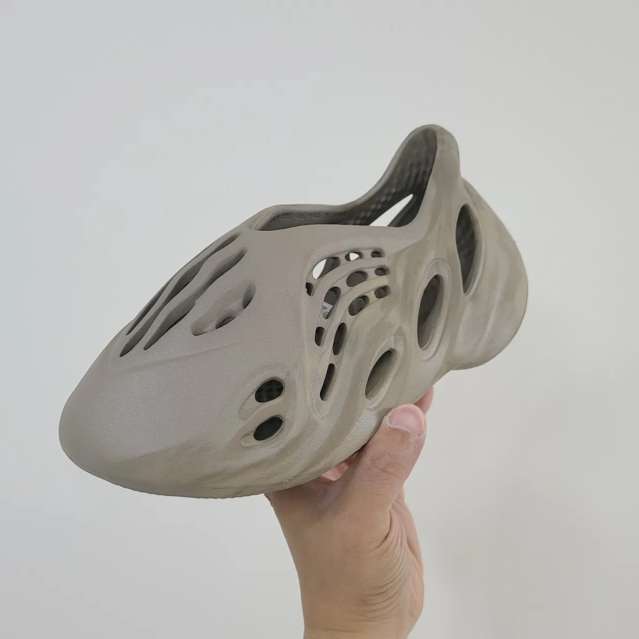 (@nu_gundam) 님의 게시물 | KREAM