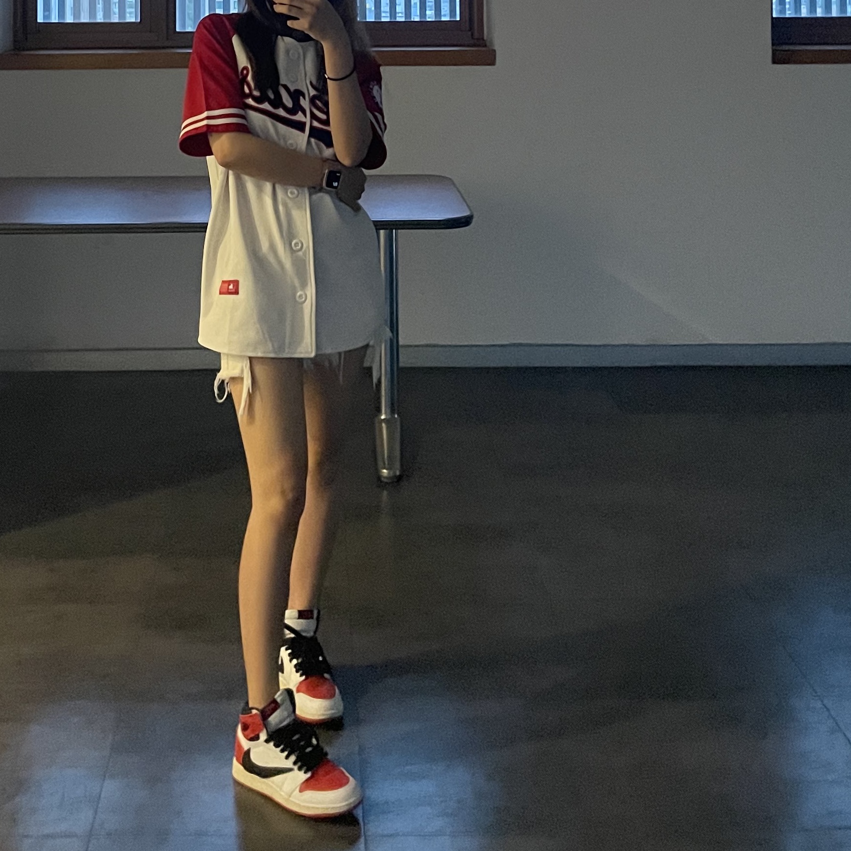 Cara (@caraaaa) 님의 게시물 | KREAM