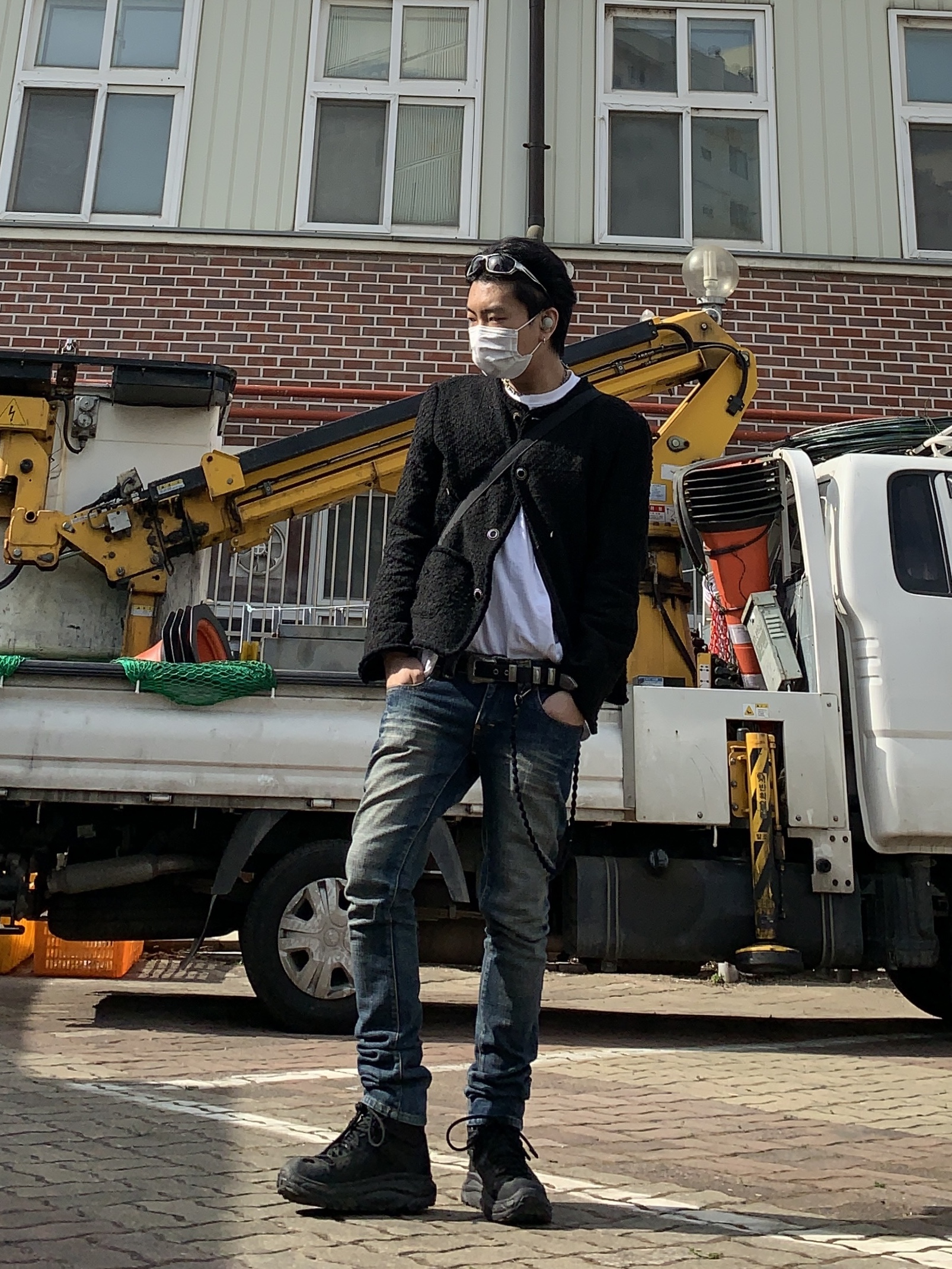 최성근 (@indigopunk) 님의 게시물 | KREAM