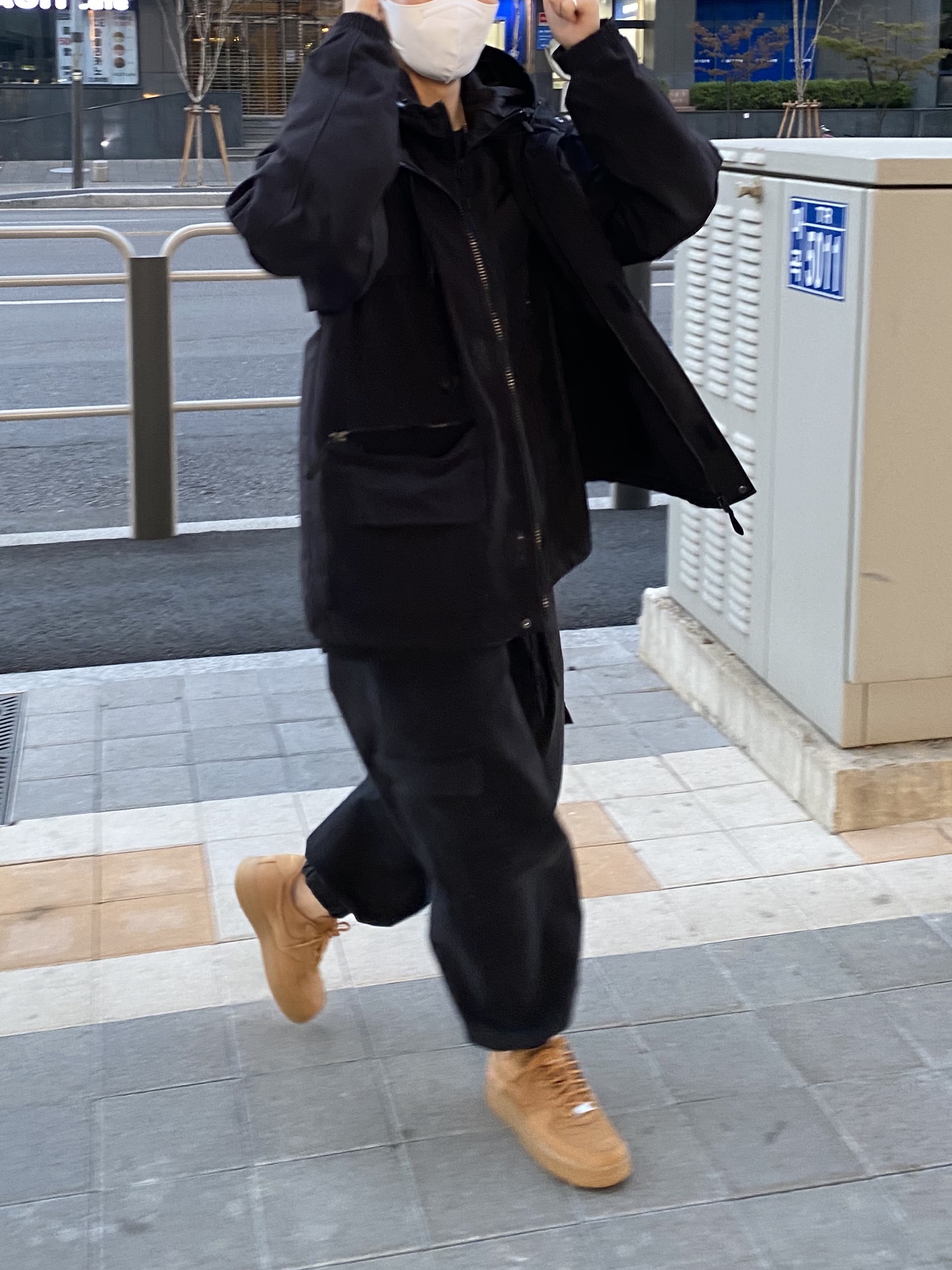 유리미 (@home1016_) 님의 게시물 | KREAM