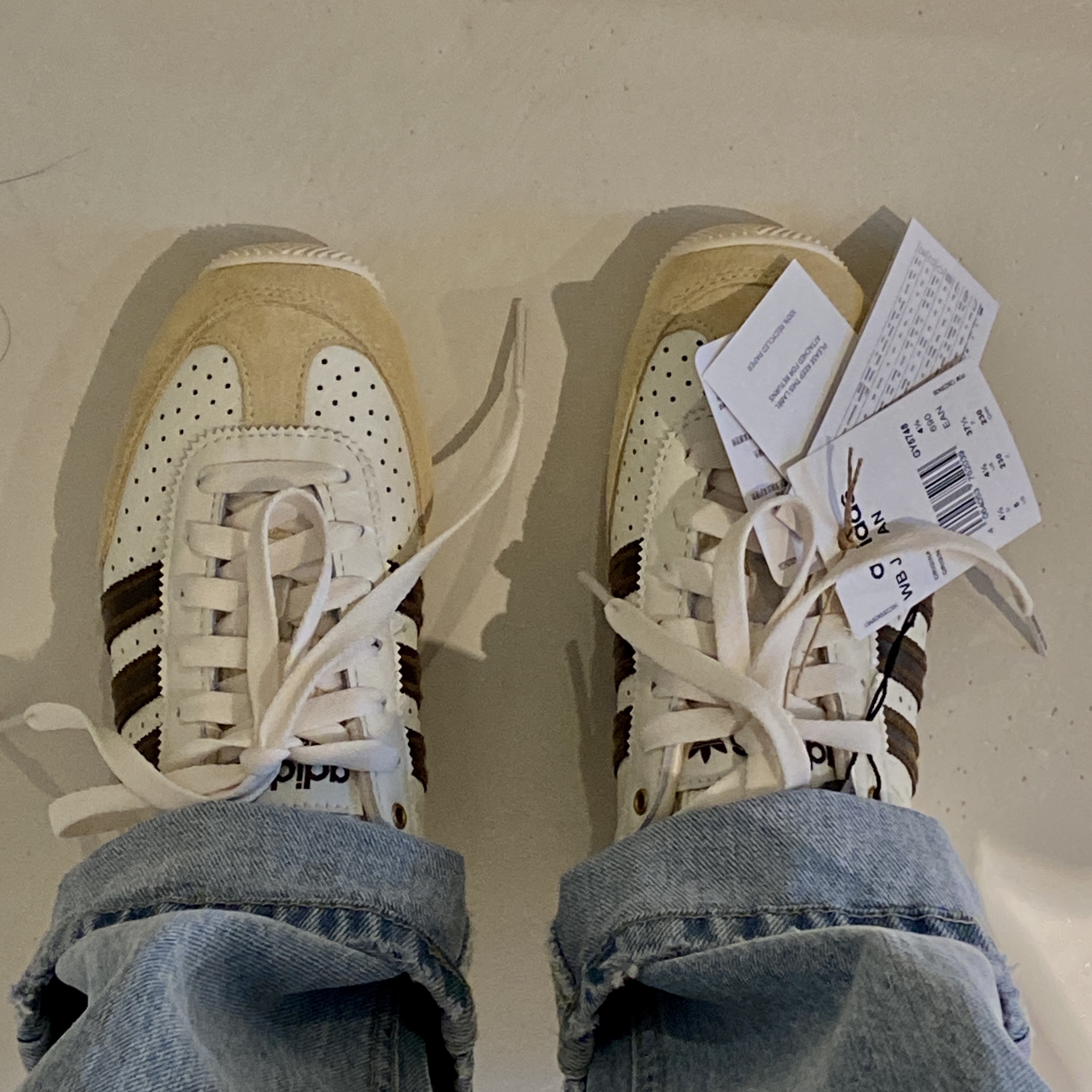 jung (@zzzun) 님의 게시물 | KREAM