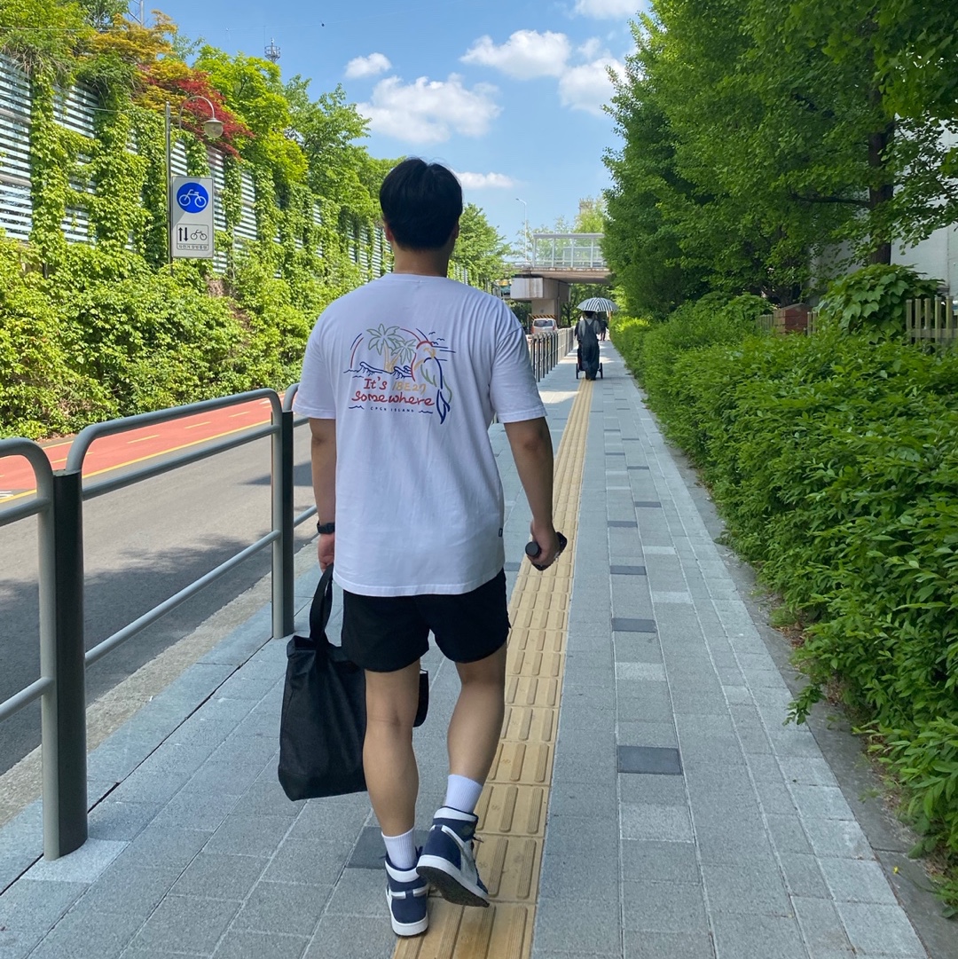 배대훈 (@daehoon_bae93) 님의 게시물 | KREAM