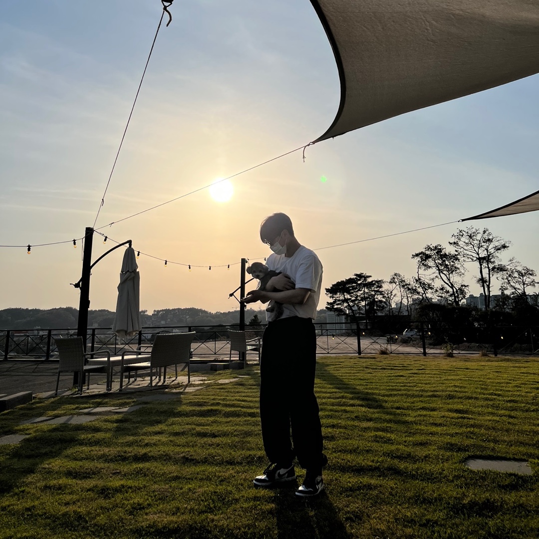 ckddn445 (@ch_w_lee) 님의 게시물 | KREAM