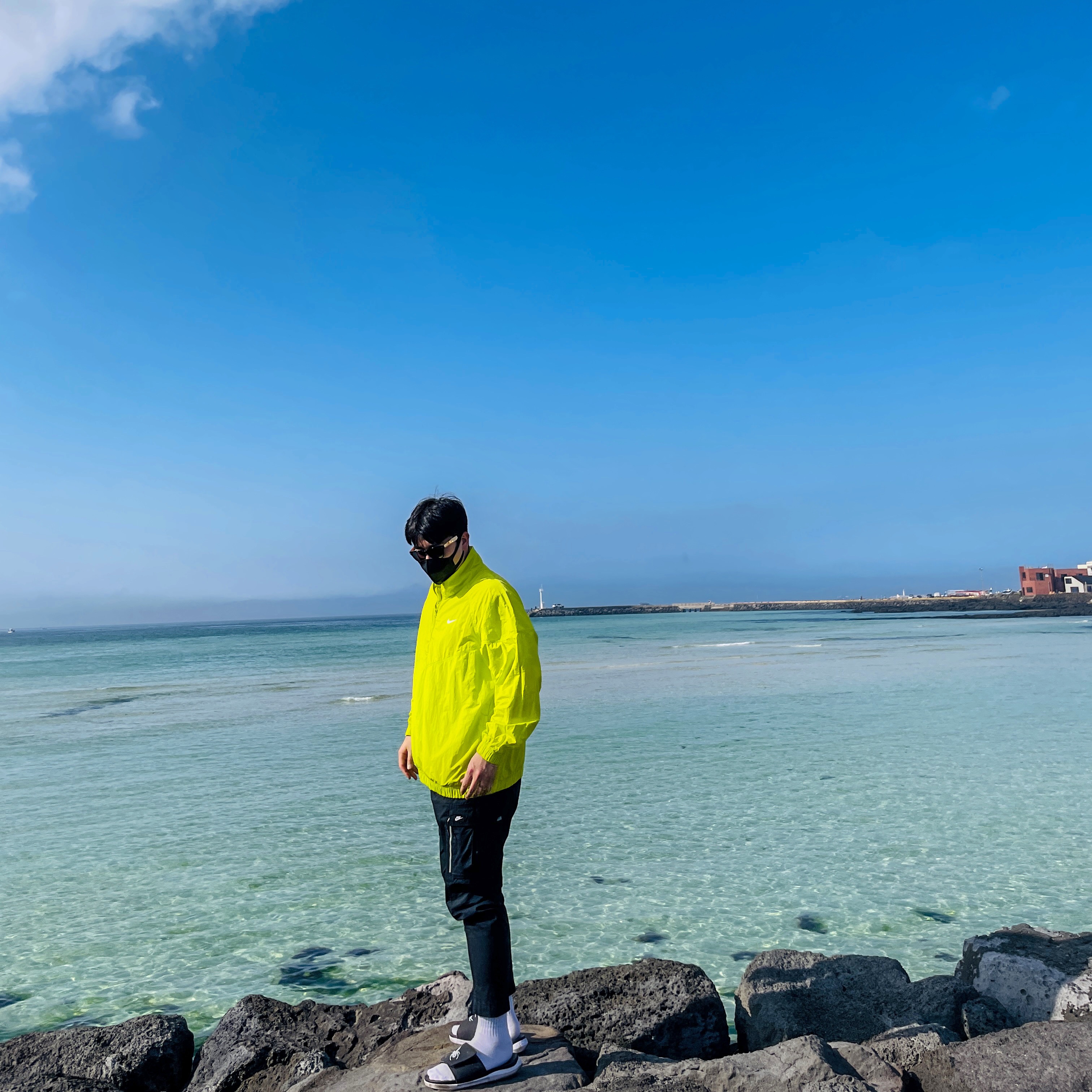 rlaguswns486 (@viva__hj) 님의 게시물 | KREAM