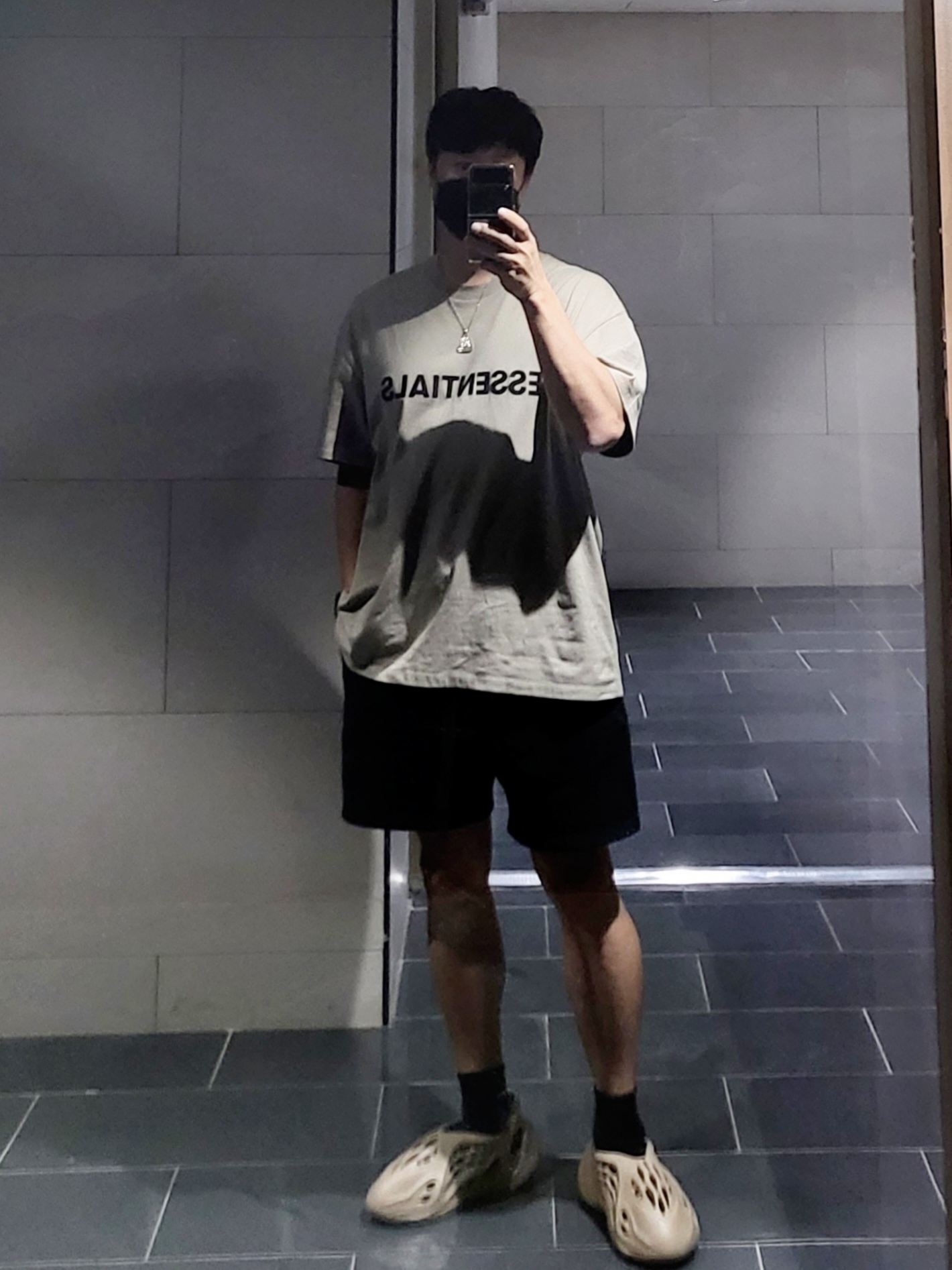 PALACE (@palace__sup...) 님의 게시물 | KREAM