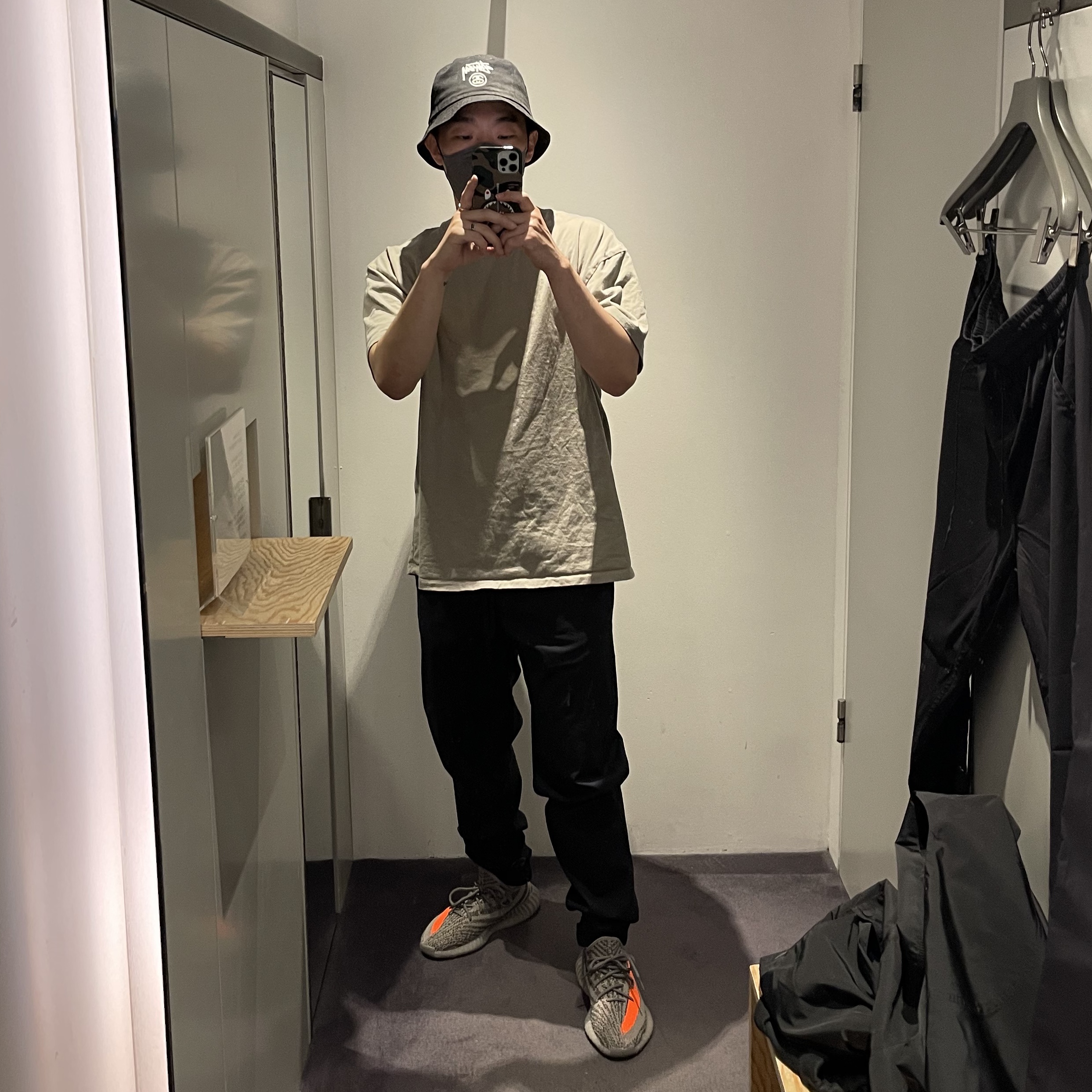 겜보이 (@gamboy) 님의 게시물 | KREAM