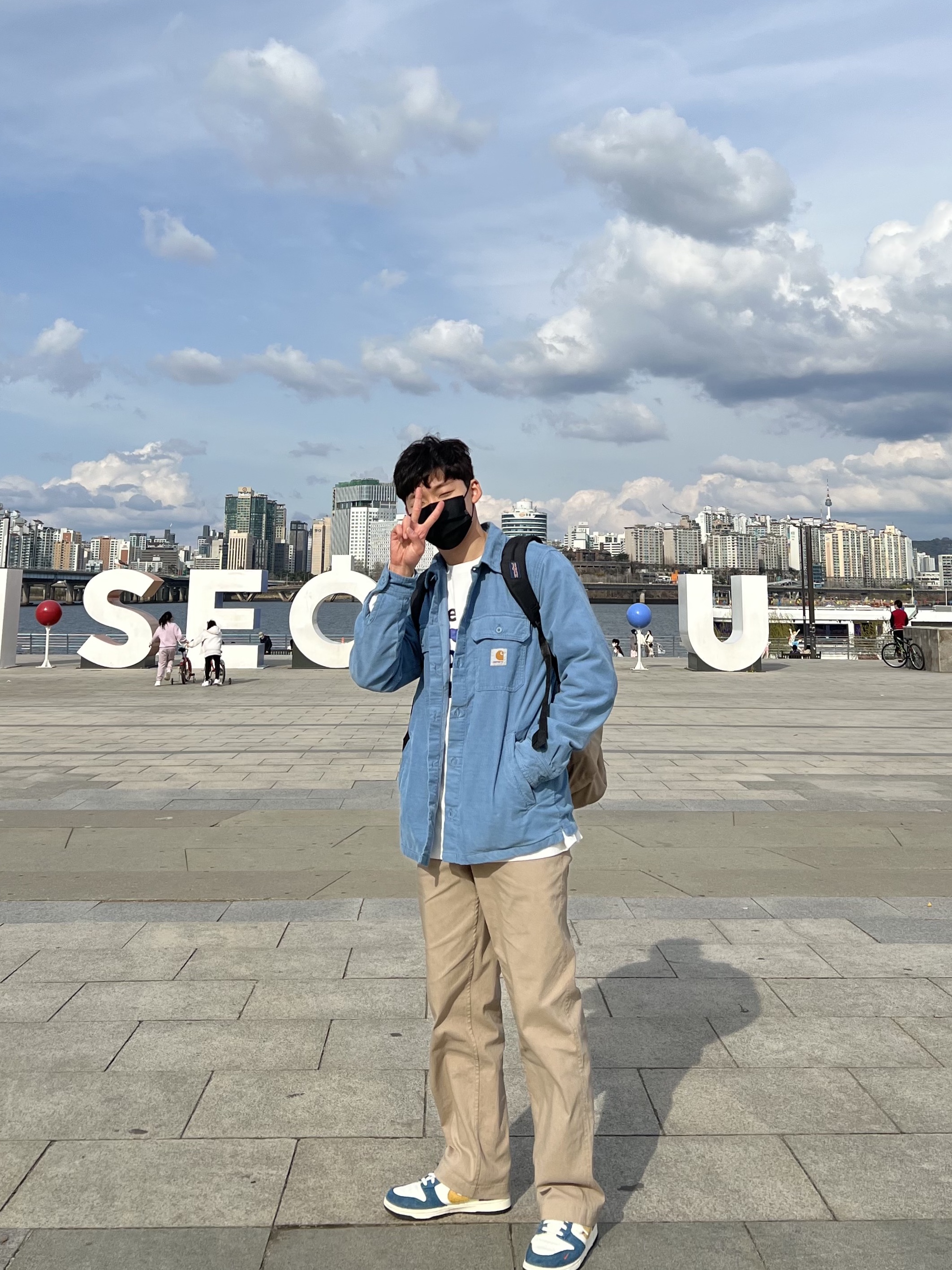 (@tech._.11) 님의 게시물 | KREAM