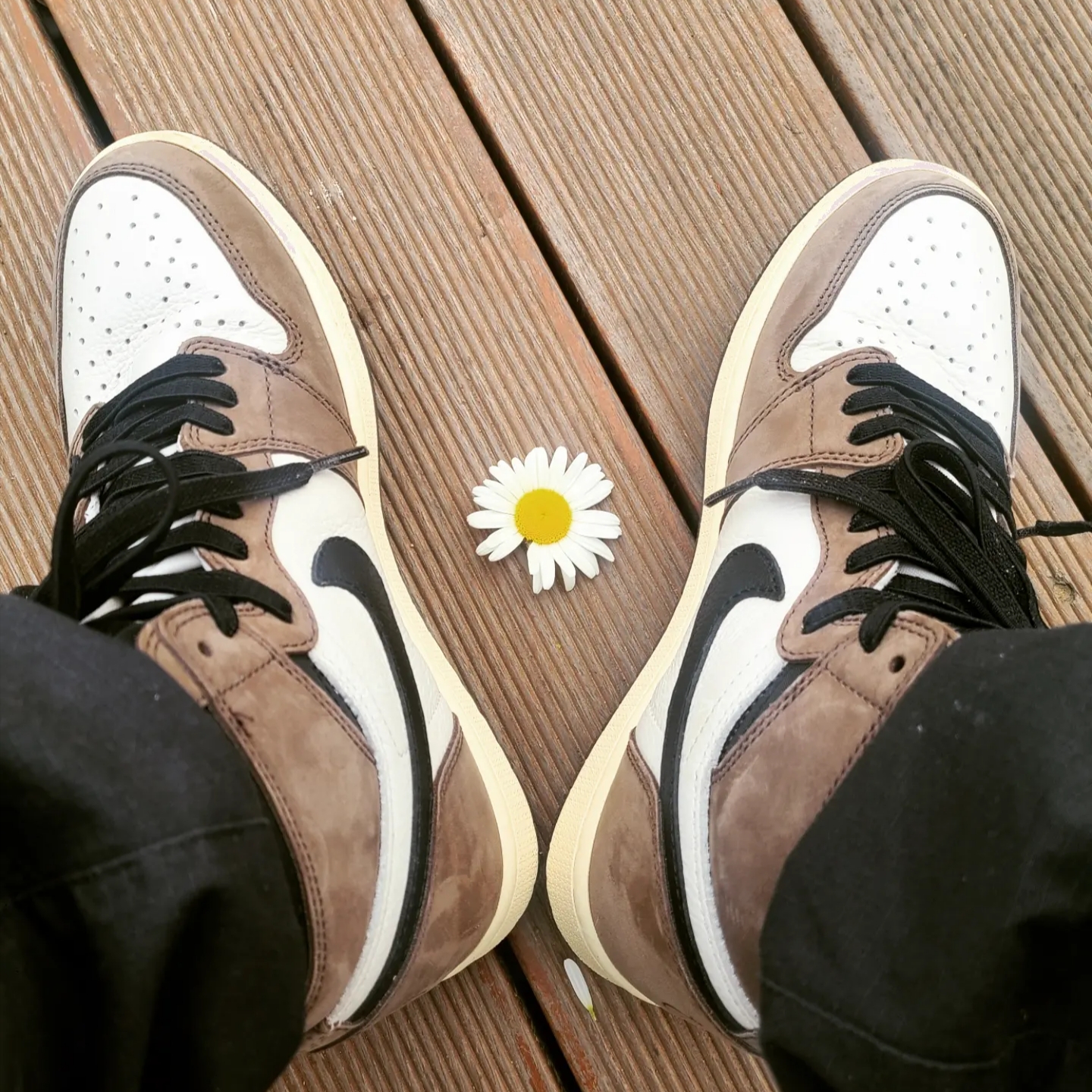 (@nu_gundam) 님의 게시물 | KREAM