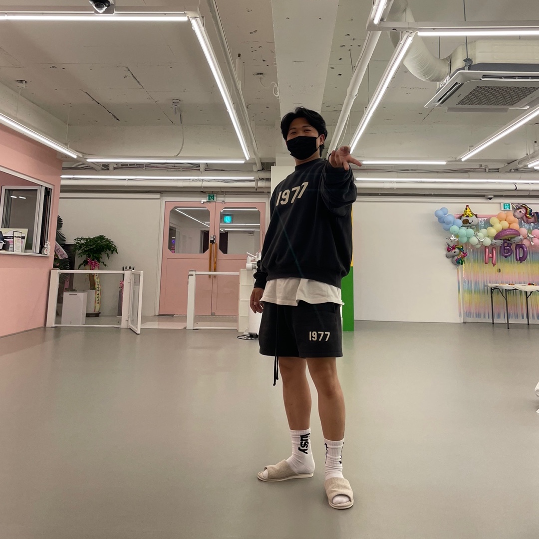 정창용 (@jjj_yong_) 님의 게시물 | KREAM