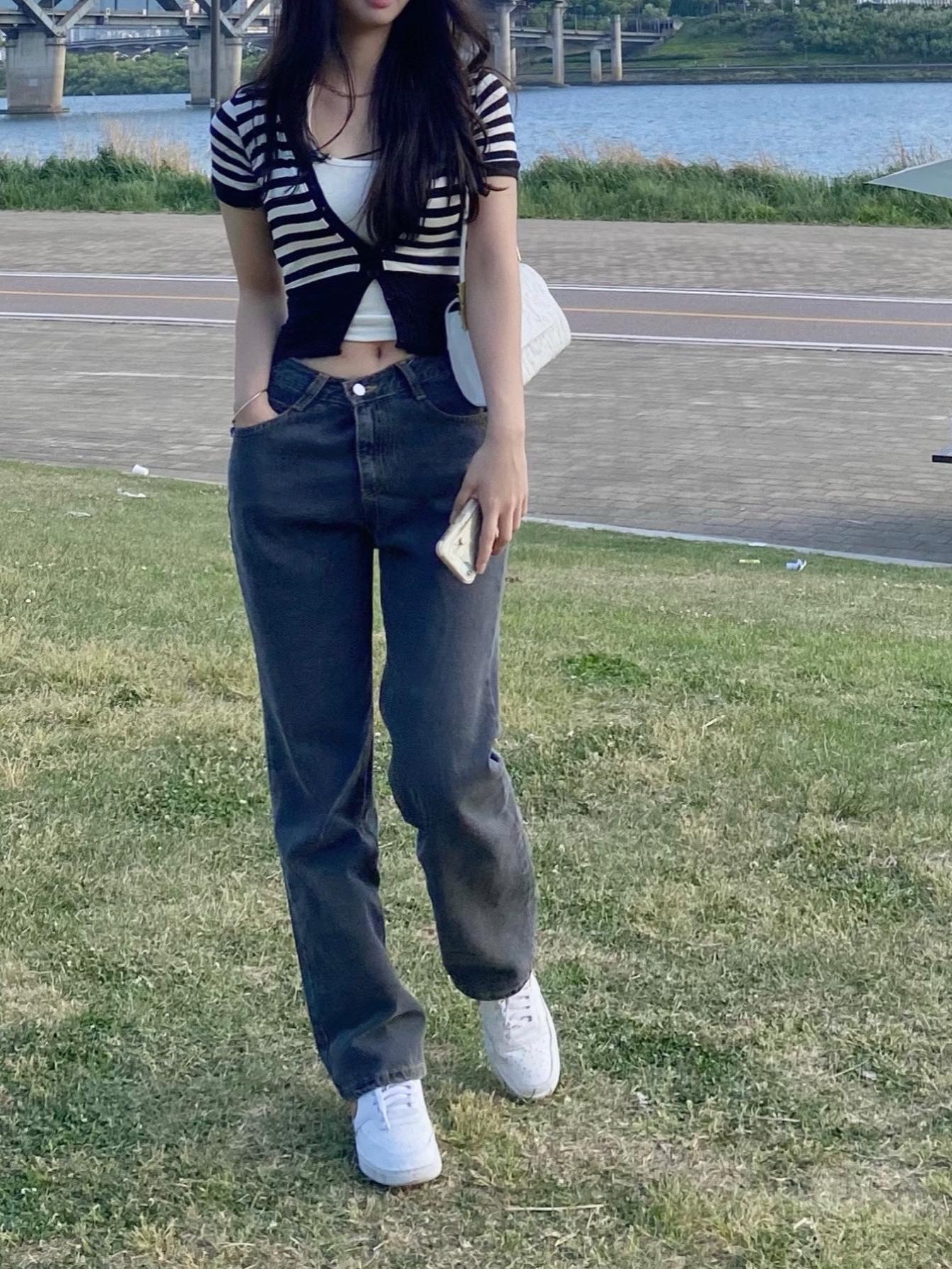 (@ll0n1ne) 님의 게시물 | KREAM