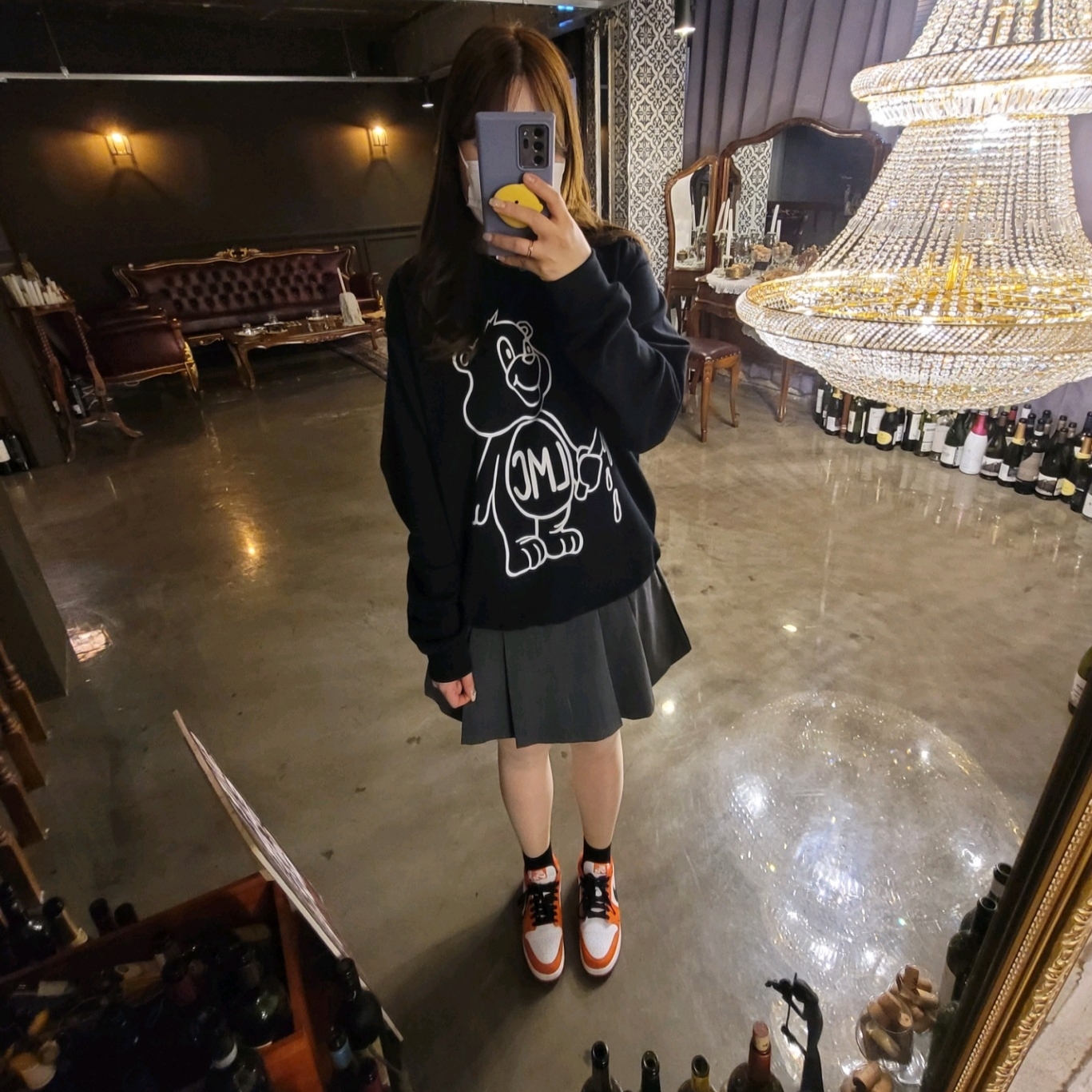 정순쓰 (@seo.jh__) 님의 게시물 | KREAM