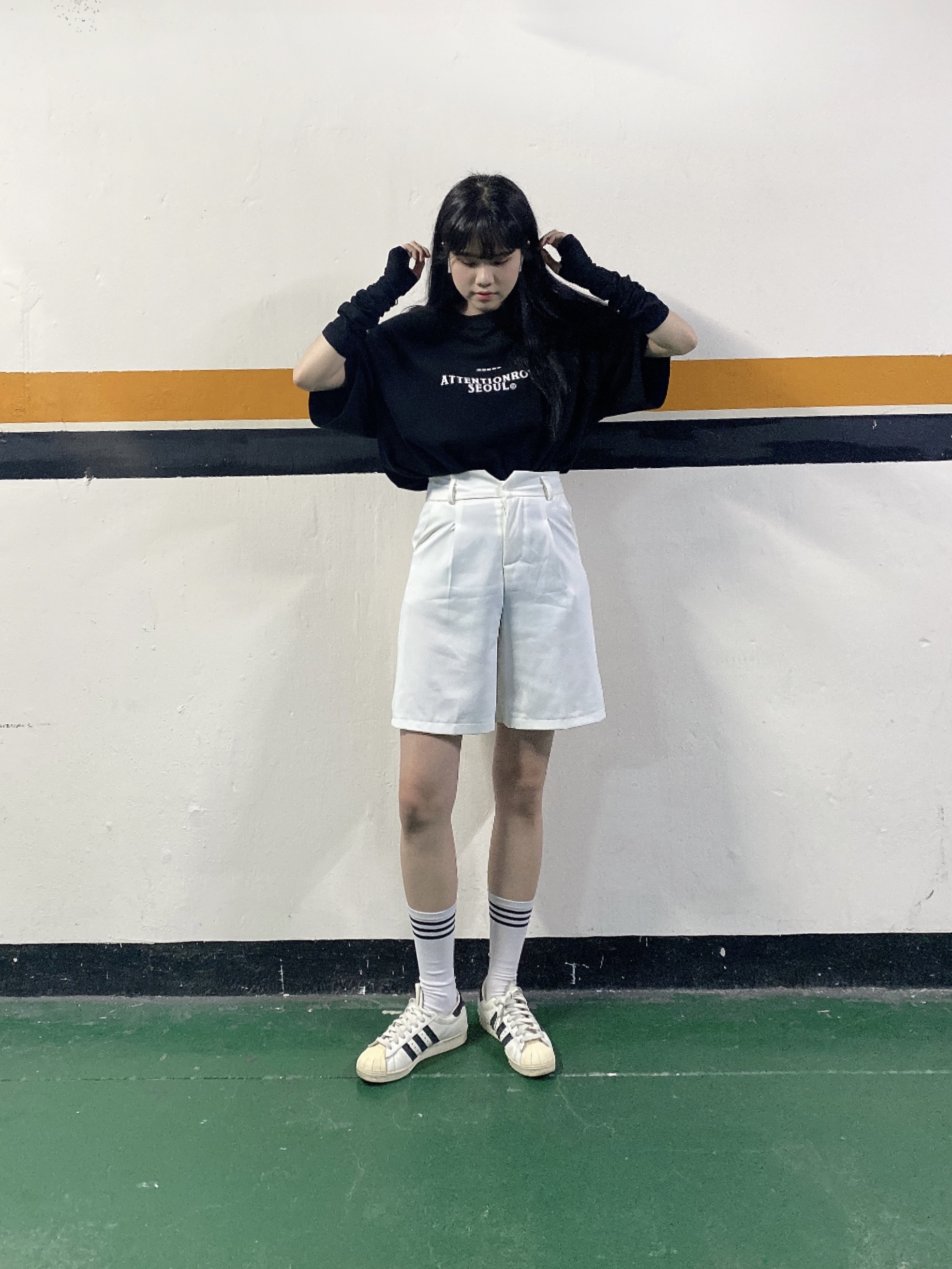 성령 (@momoeis) 님의 게시물 | KREAM