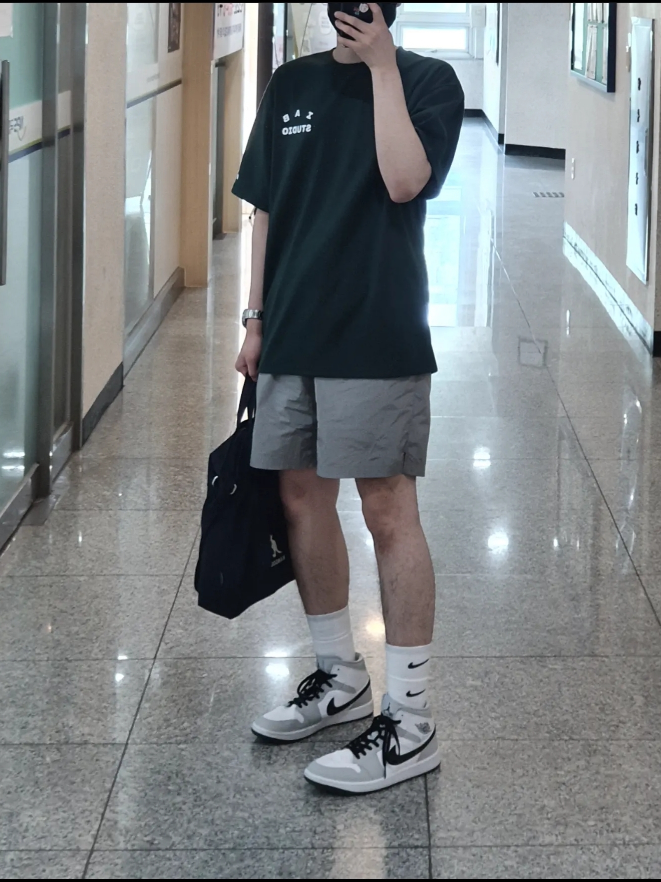 모리 (@owater_97) 님의 게시물 | KREAM