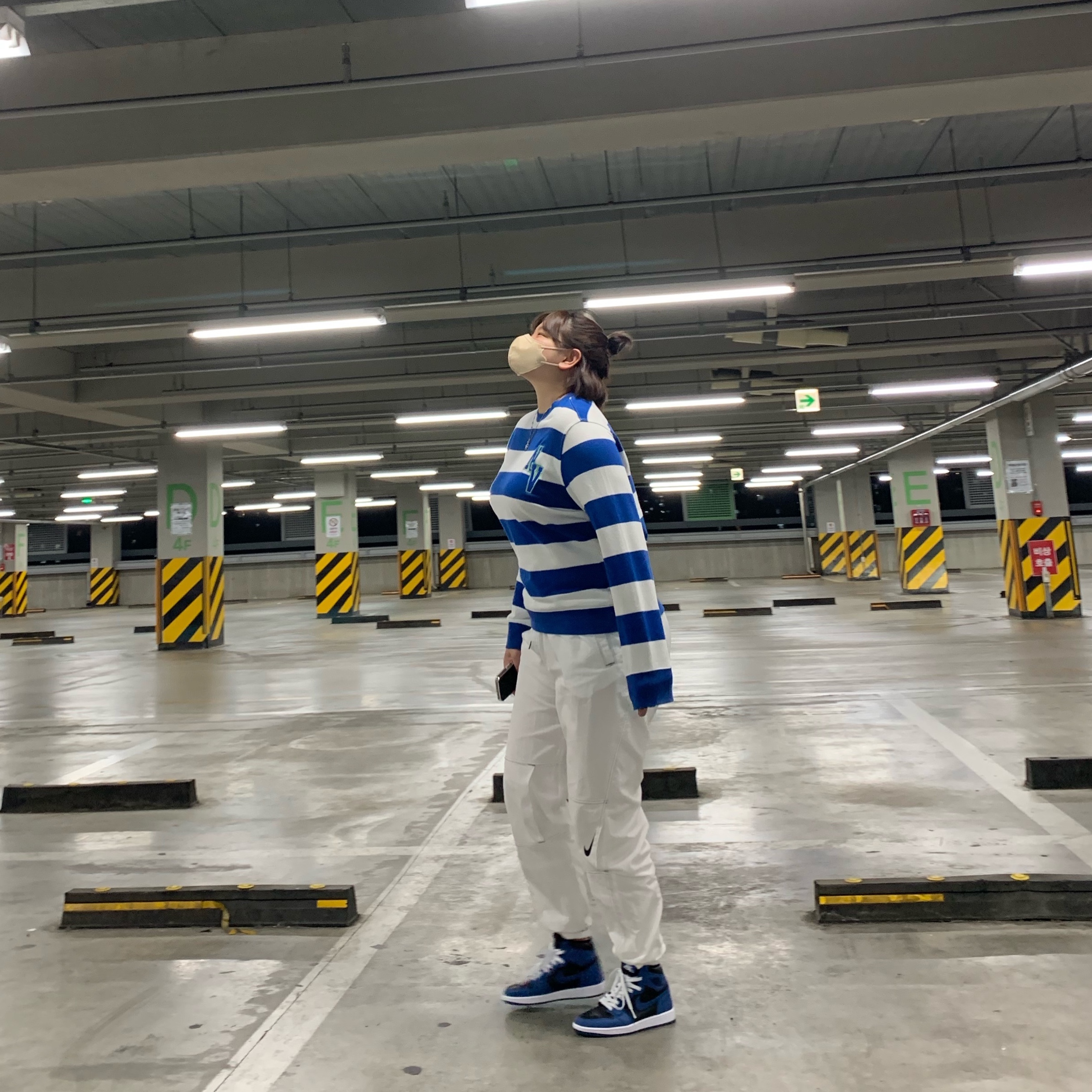 이토끼 (@raonlee) 님의 게시물 | KREAM