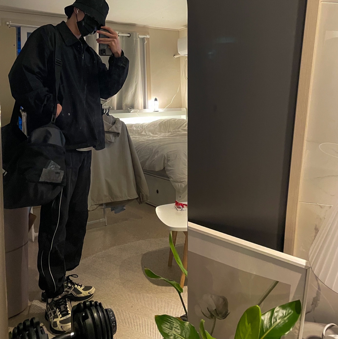 min_e (@min_ee2) 님의 게시물 | KREAM