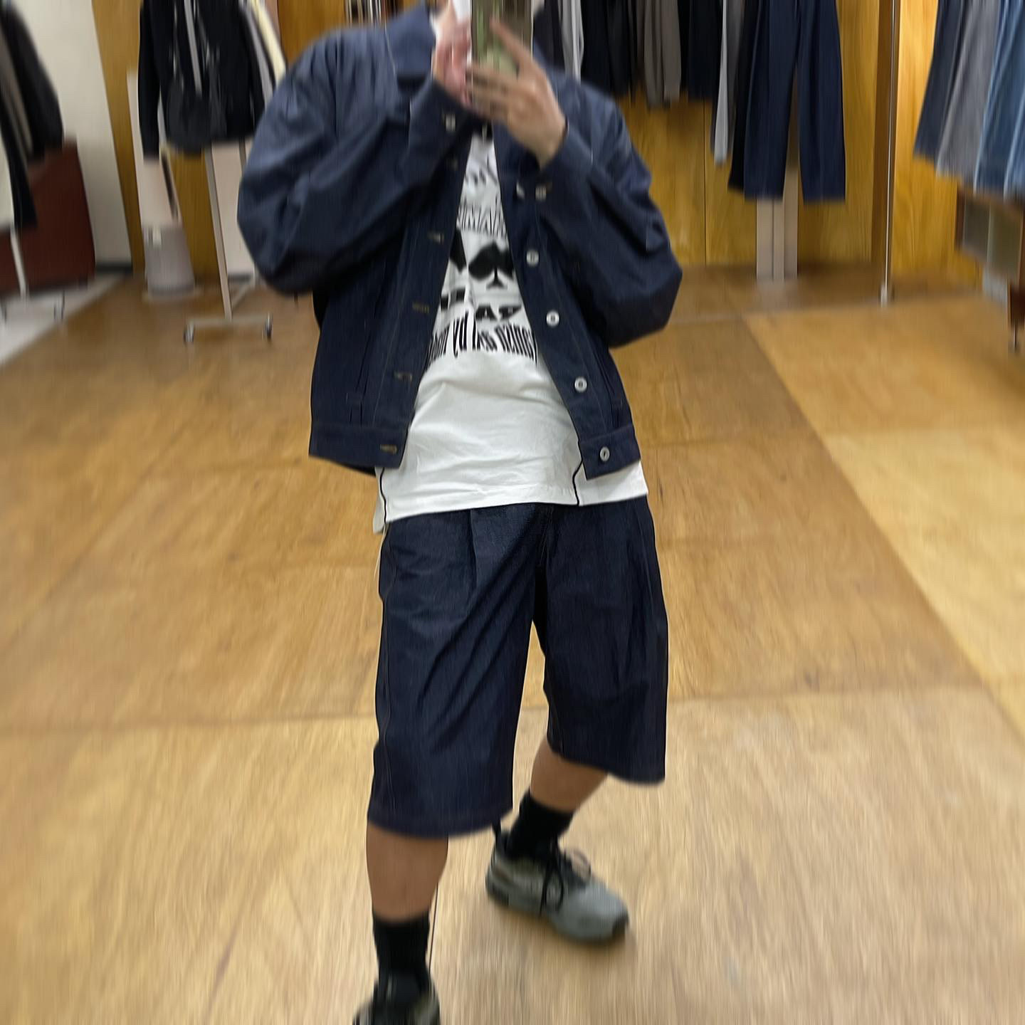 김태진 (@tjccy) 님의 게시물 | KREAM