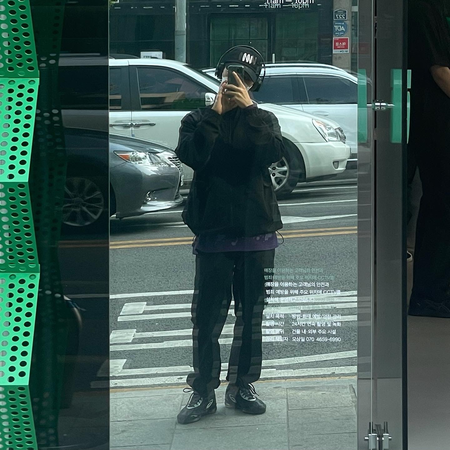 김태진 (@tjccy) 님의 게시물 | KREAM