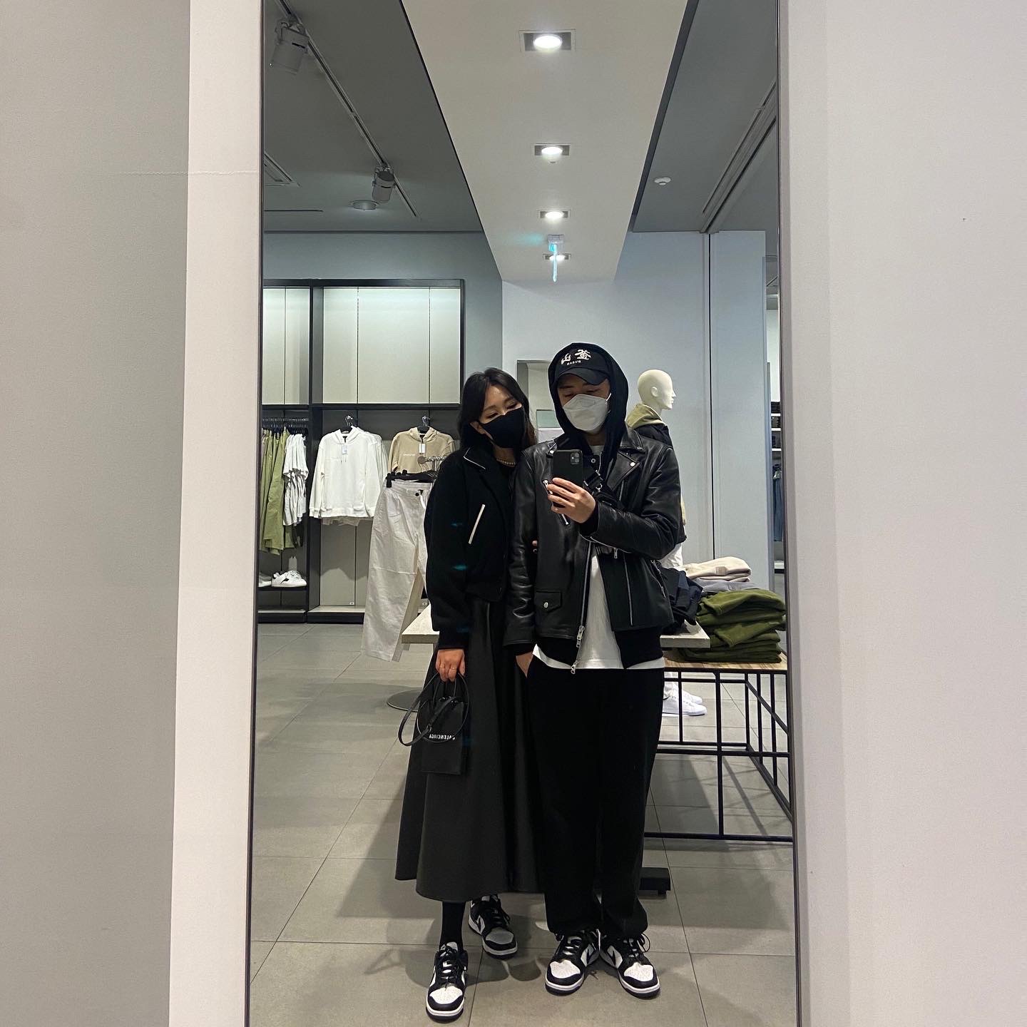 (@jm_area) 님의 게시물 | KREAM