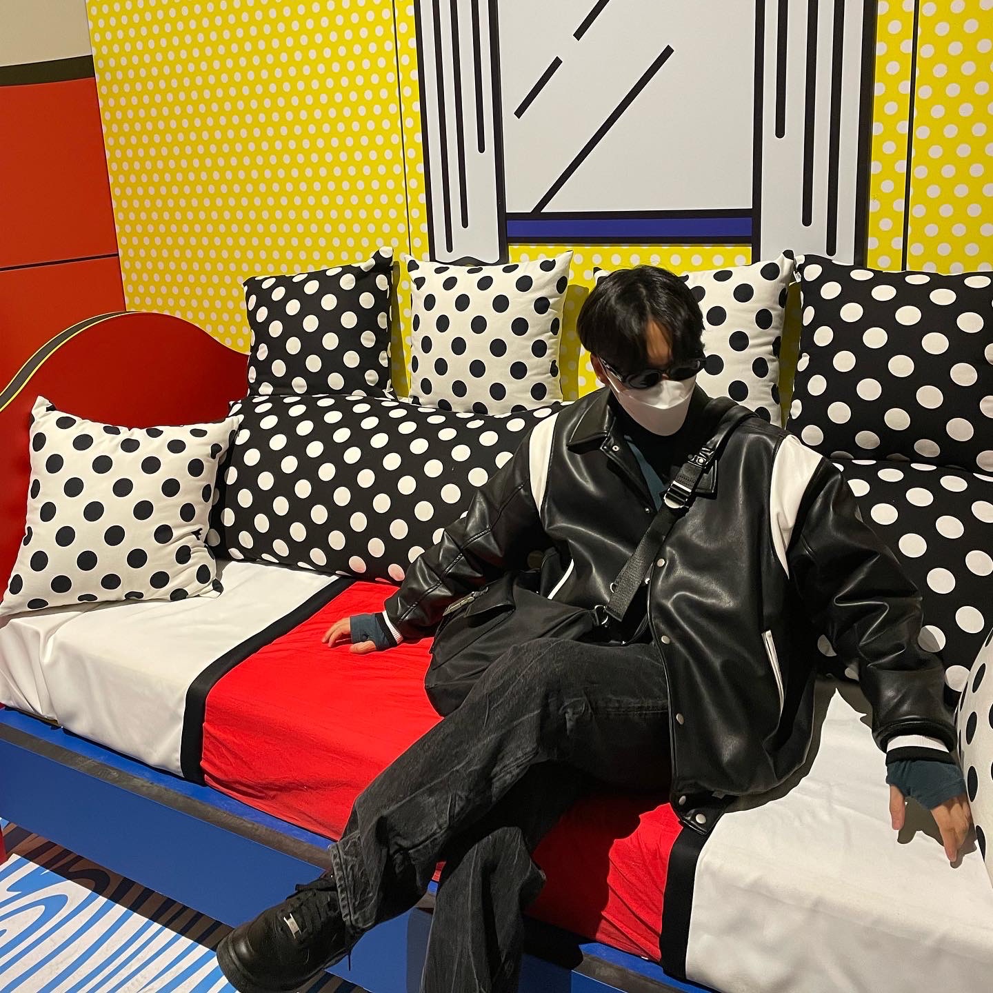 김태진 (@tjccy) 님의 게시물 | KREAM