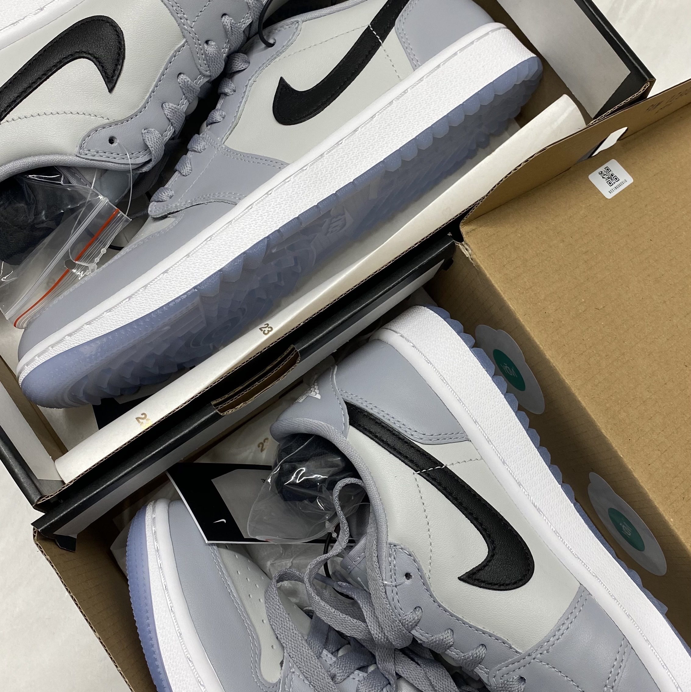 아욧 (@_01.29ay) 님의 게시물 | KREAM