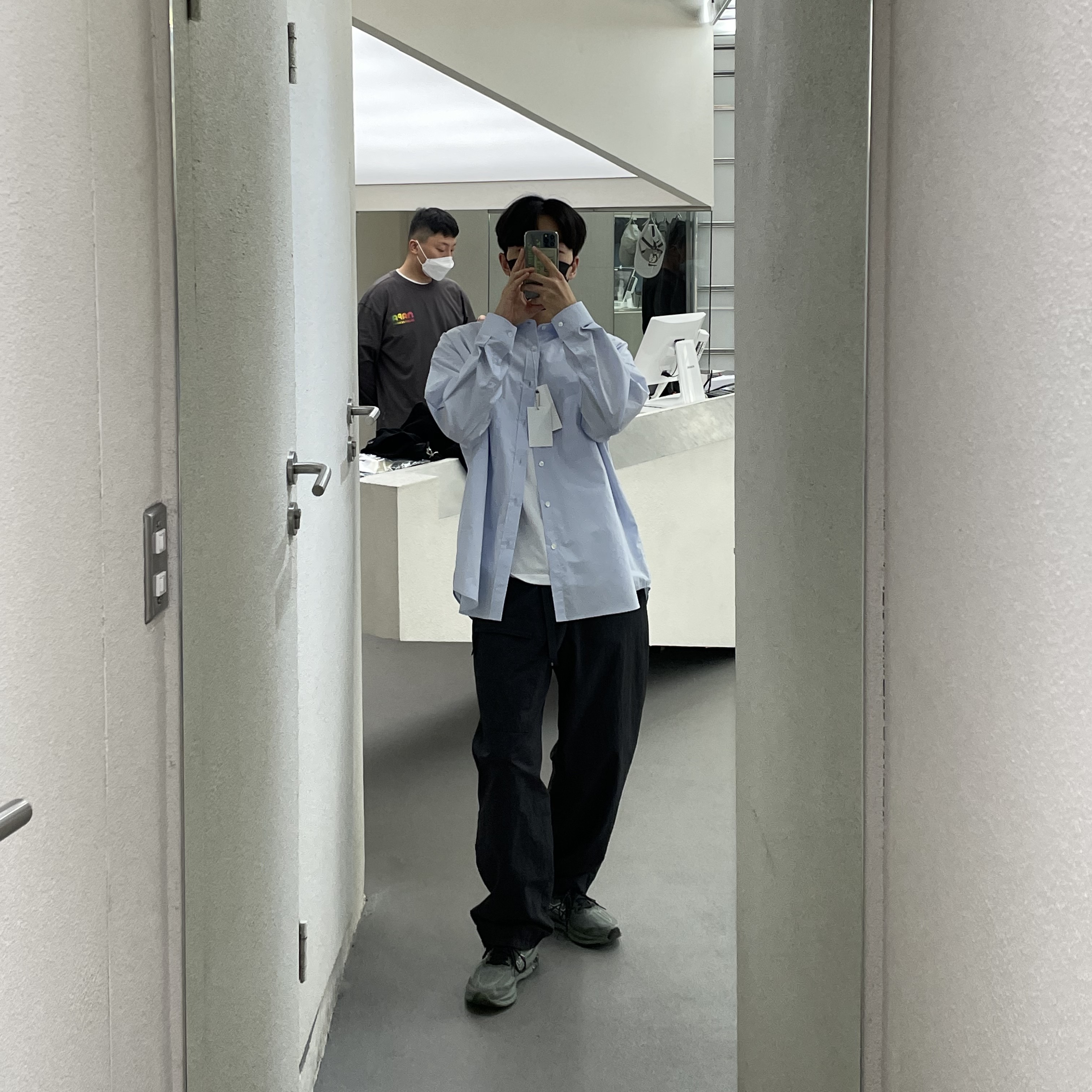 김태진 (@tjccy) 님의 게시물 | KREAM