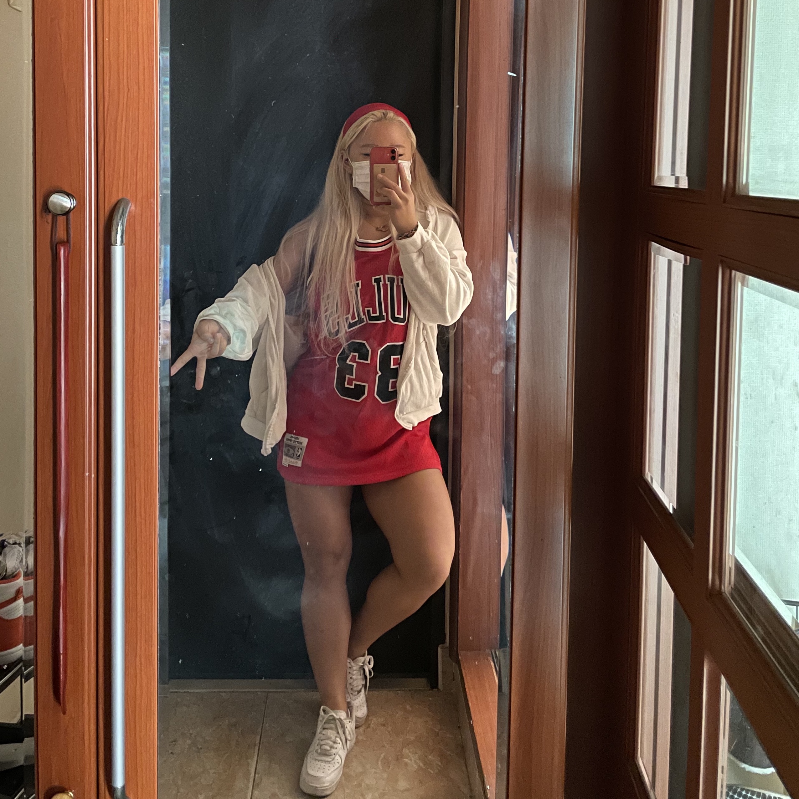 띤또 (@red_daisy__) 님의 게시물 | KREAM