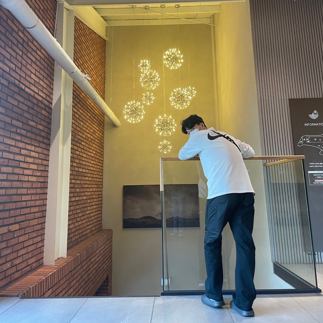 (@_jnkkk) 님의 게시물 | KREAM