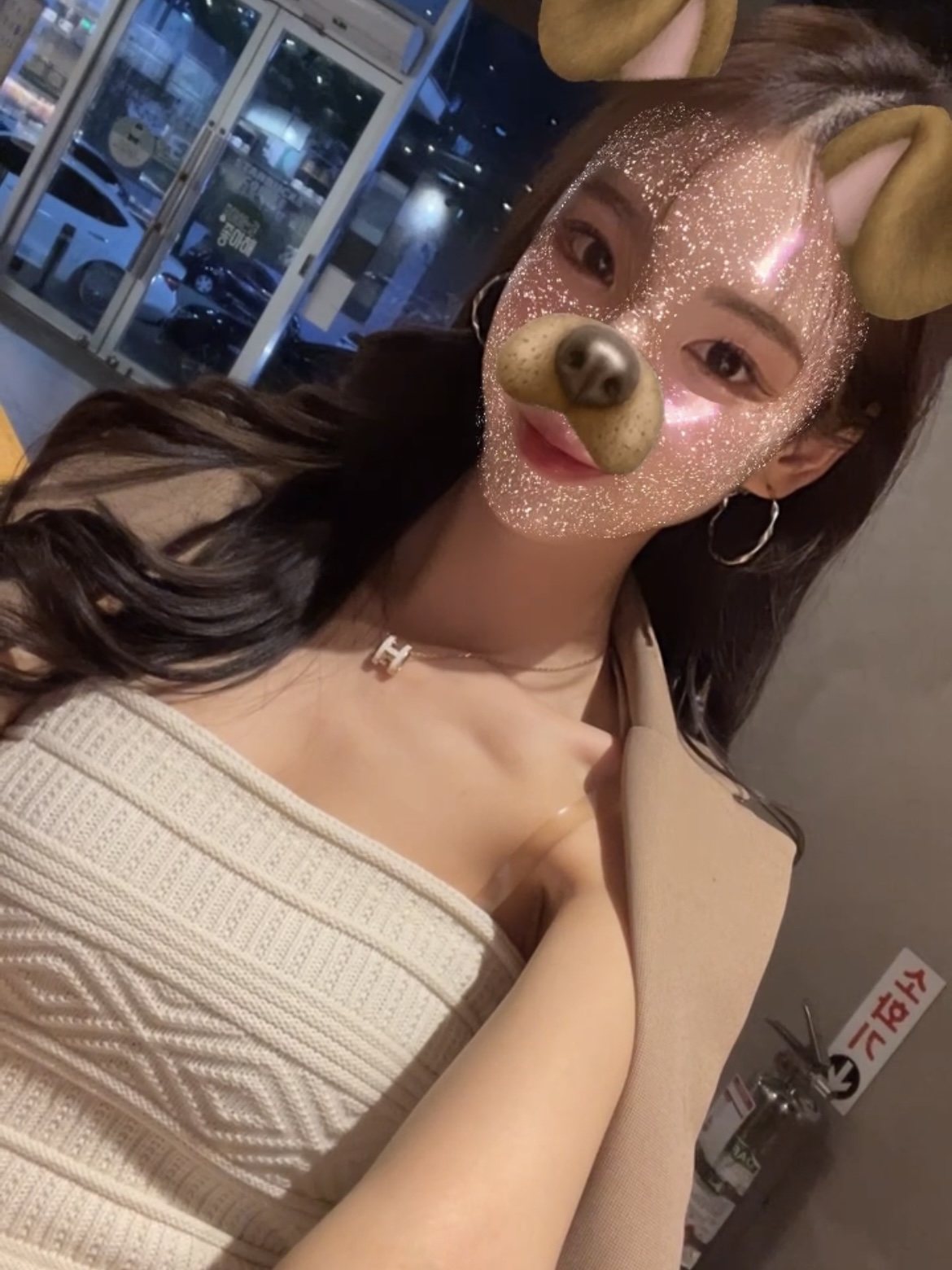 📍insta: @hai... (@hailey_.hk) 님의 게시물 | KREAM