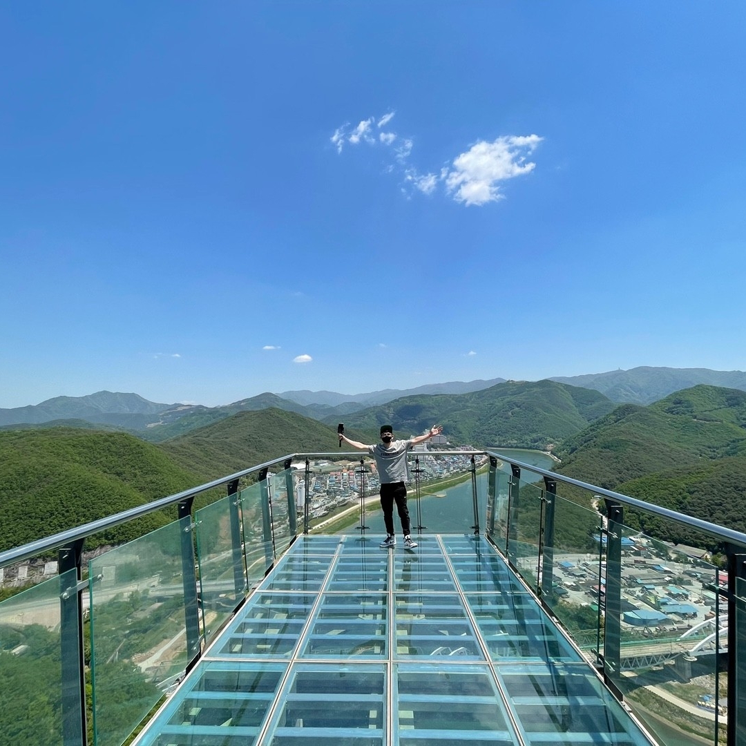 sandro_kosa (@specz) 님의 게시물 | KREAM