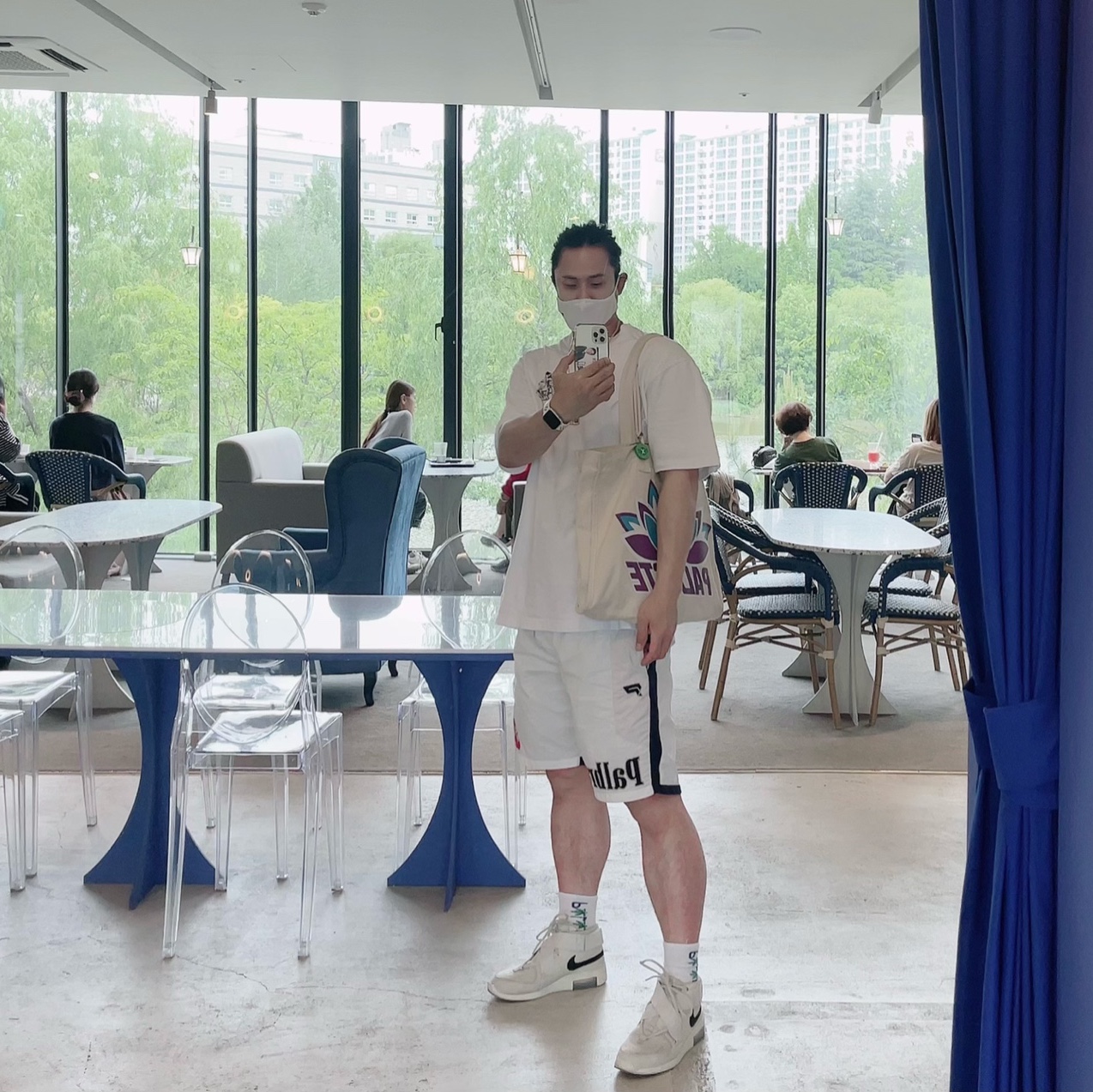 토라🐯 (@tora_) 님의 게시물 | KREAM