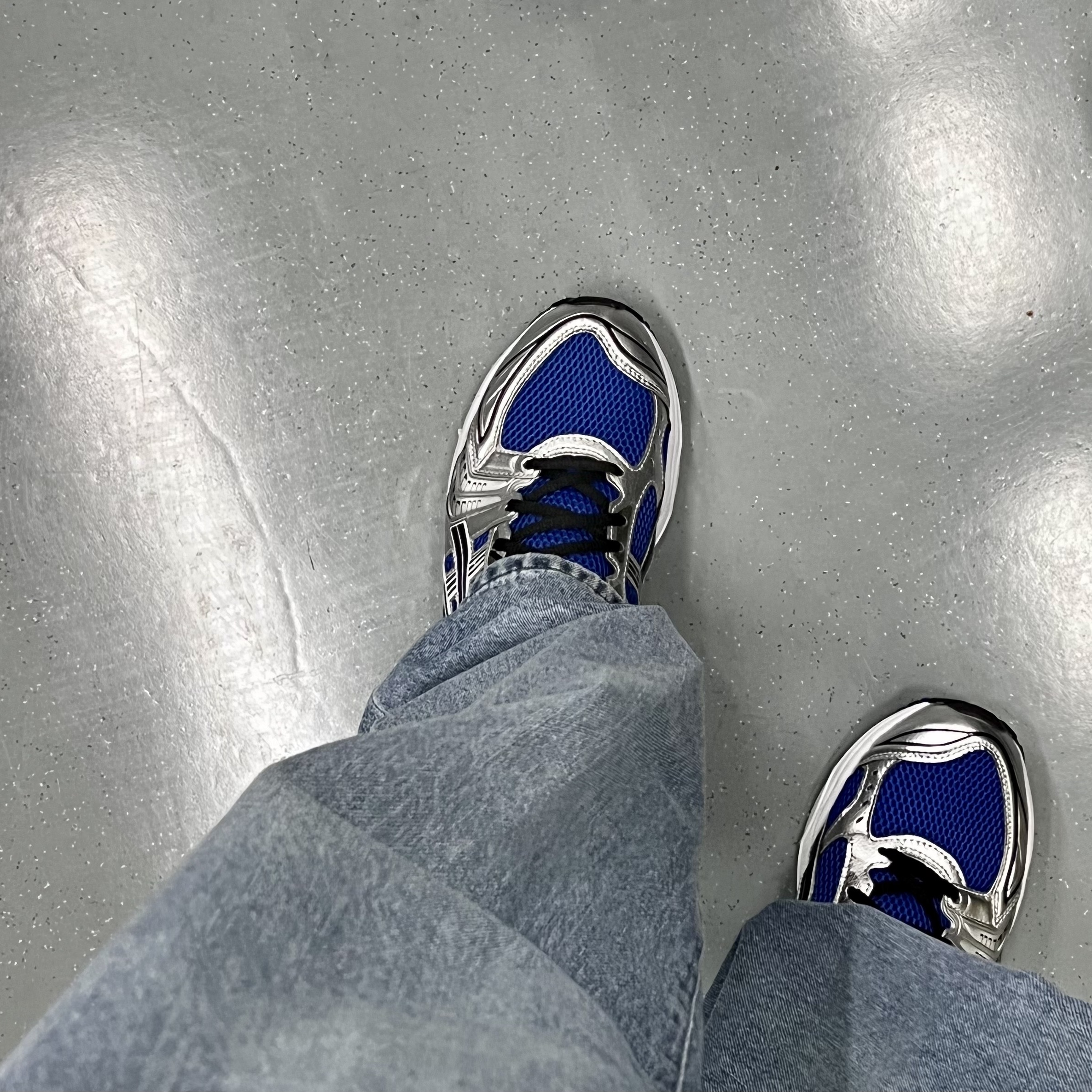 ble.ryu (@ble.ryu) 님의 게시물 | KREAM