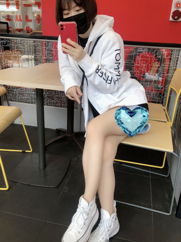 씽 (@jxjxjxj) 님의 게시물 | KREAM