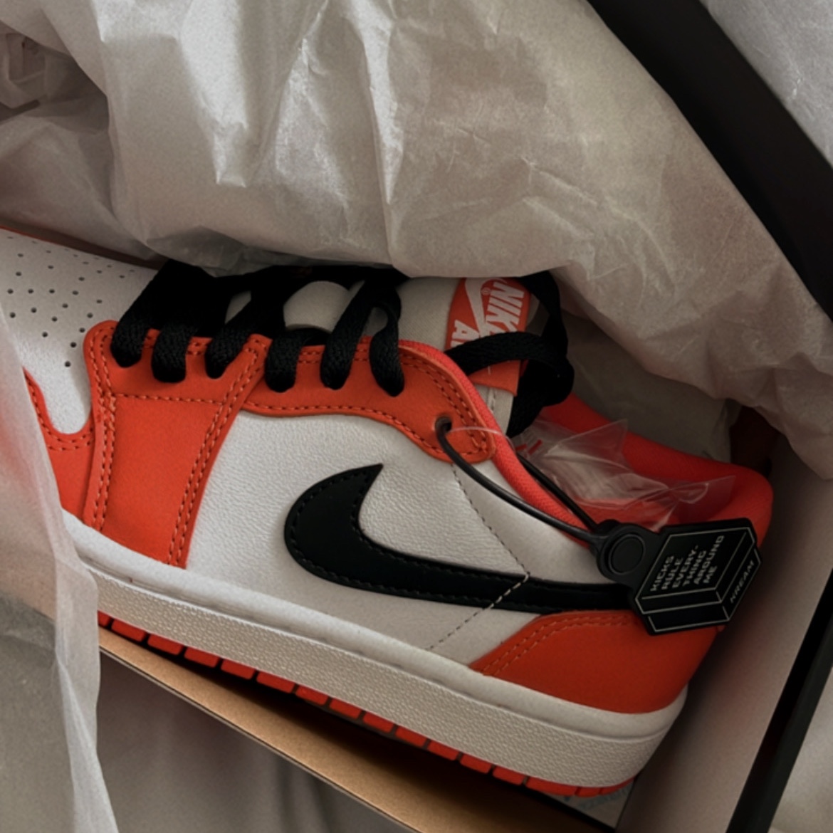 미미 (@m_miz_zi) 님의 게시물 | KREAM