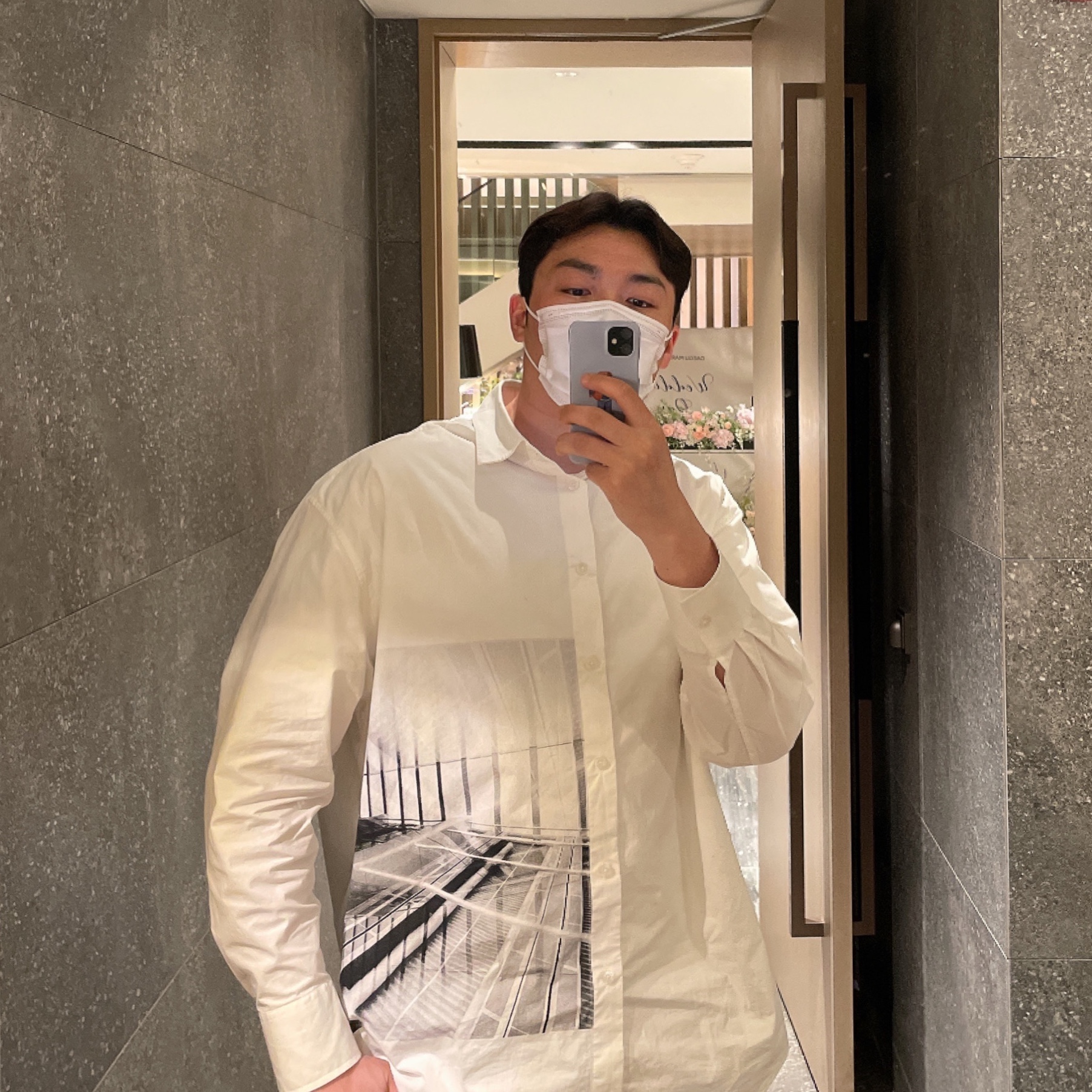 (@___virgo__) 님의 게시물 | KREAM