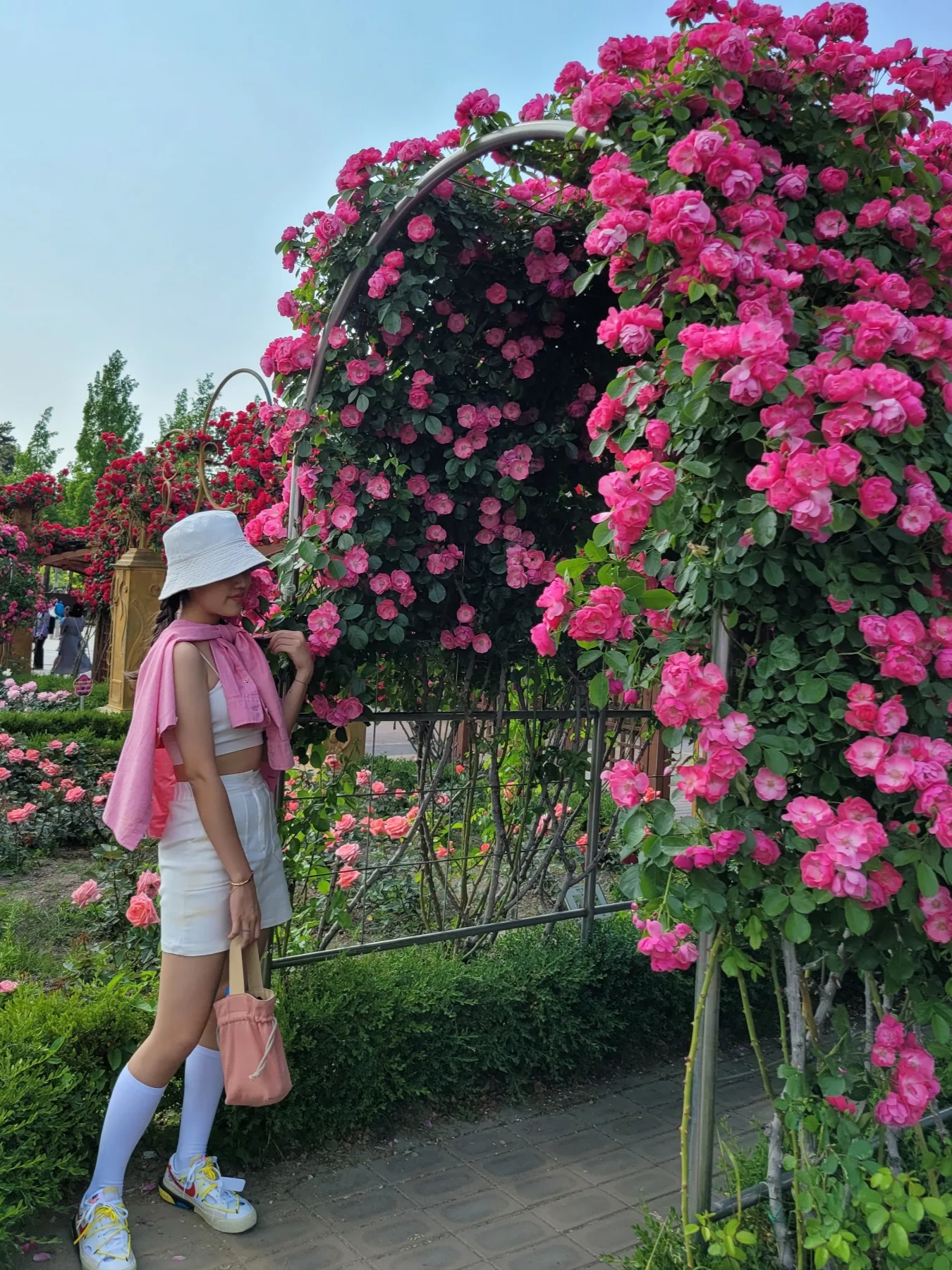 강유진 (@cho_ding) 님의 게시물 | KREAM