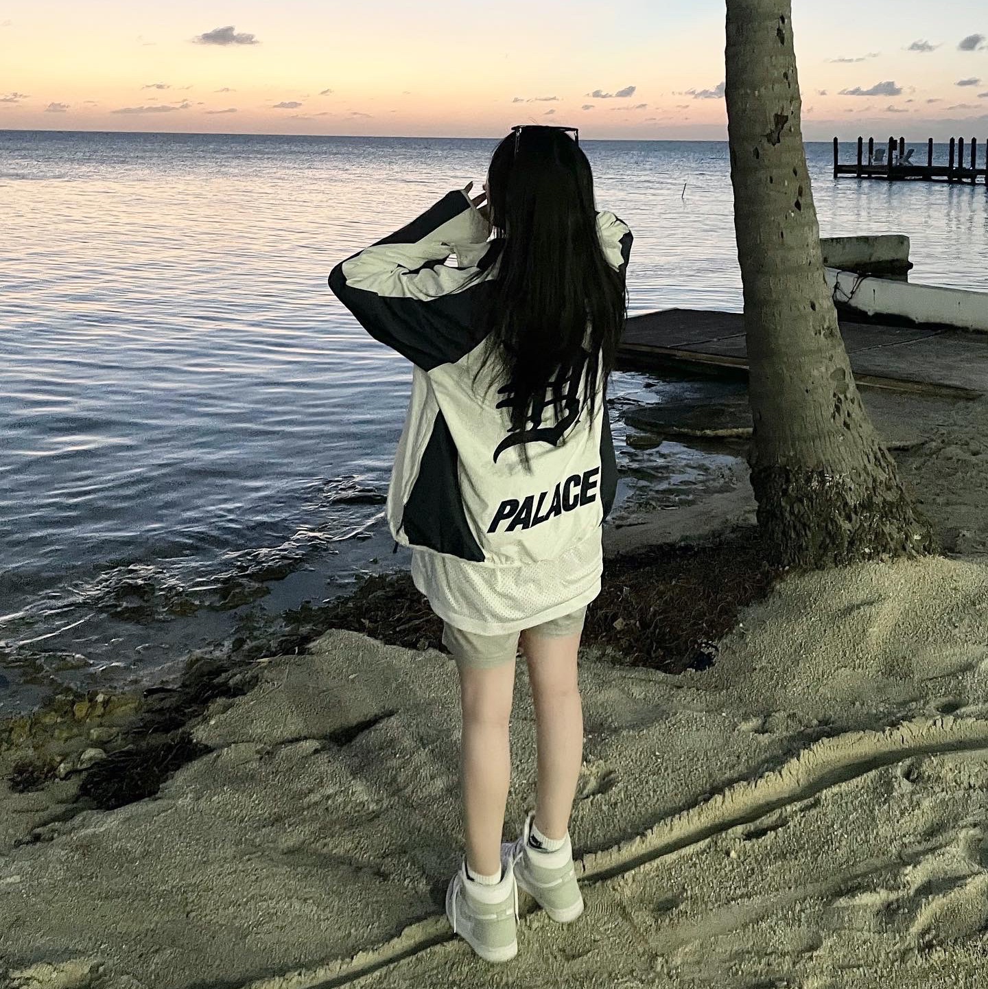 MINJI (@parxchute) 님의 게시물 | KREAM