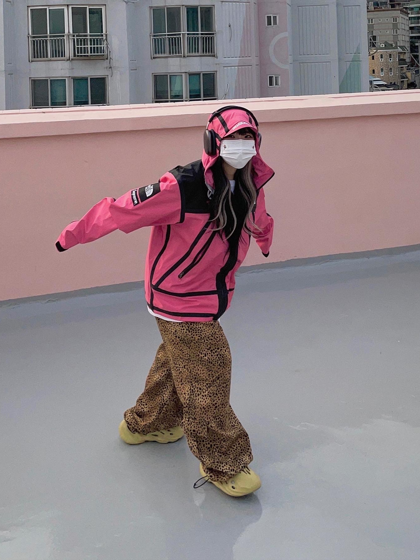 김밀키 (@ikawaraz) 님의 게시물 | KREAM