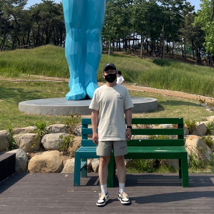 (@nu_gundam) 님의 게시물 | KREAM