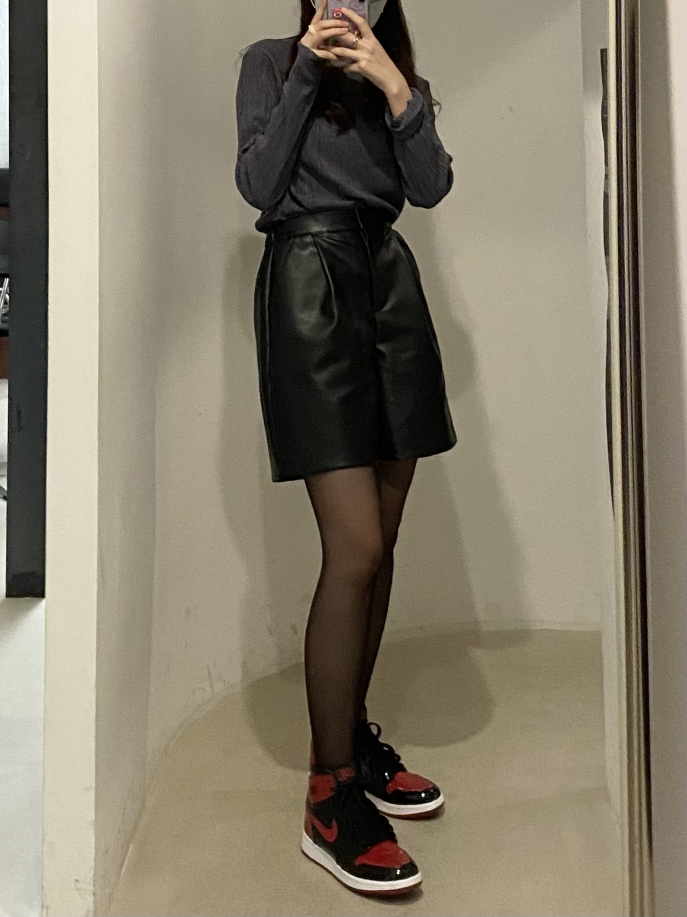 ฅ^•ﻌ•^ฅ (@hy0nida) 님의 게시물 | KREAM