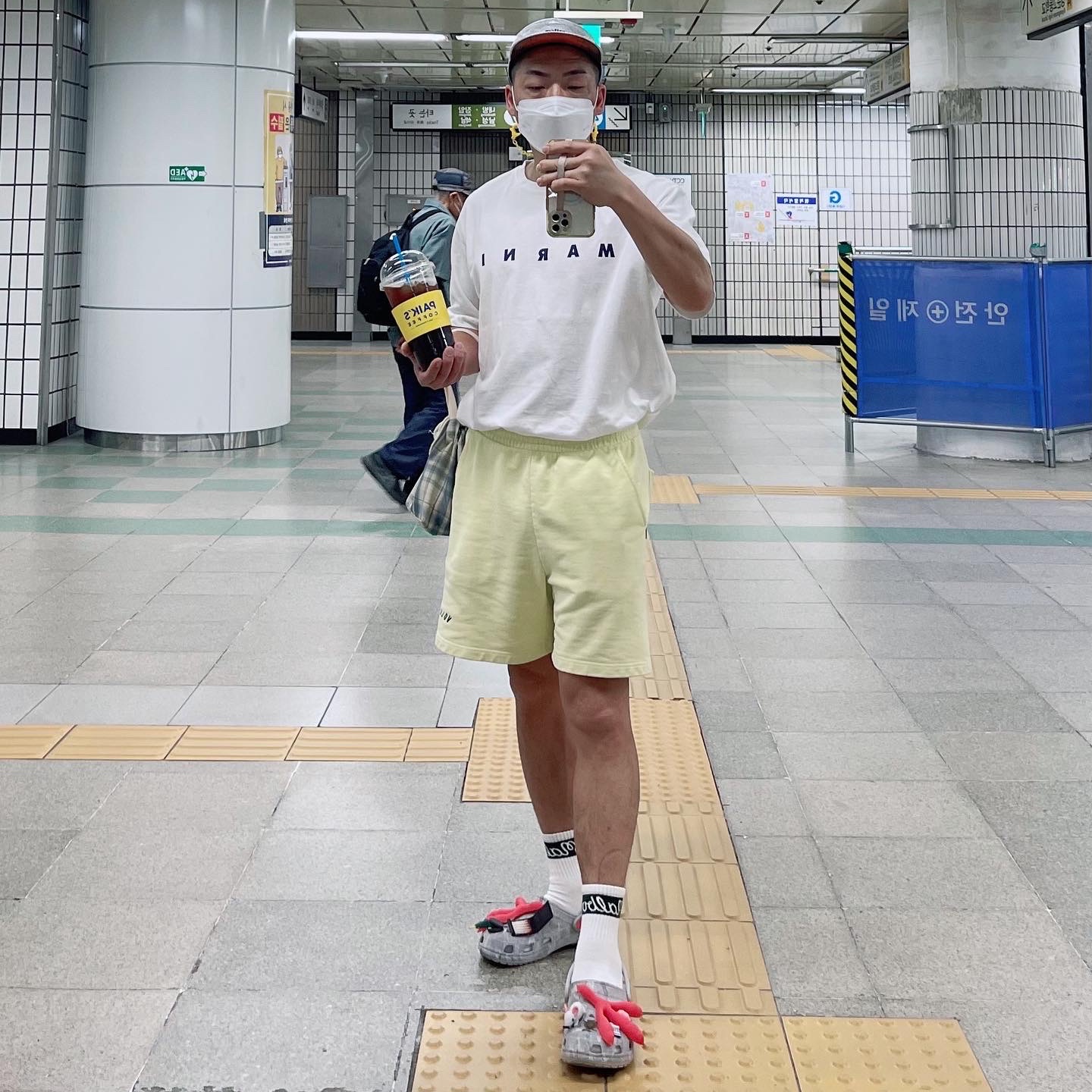 eathan_han (@eathan_han) 님의 게시물 | KREAM