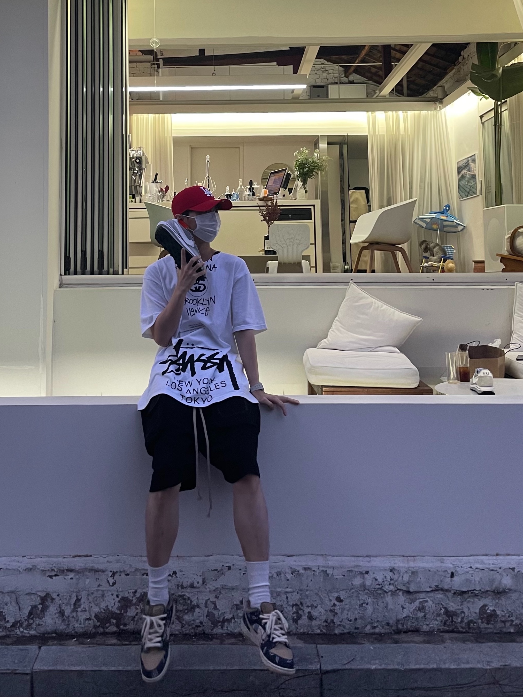 소코년 (@sonyunko) 님의 게시물 | KREAM