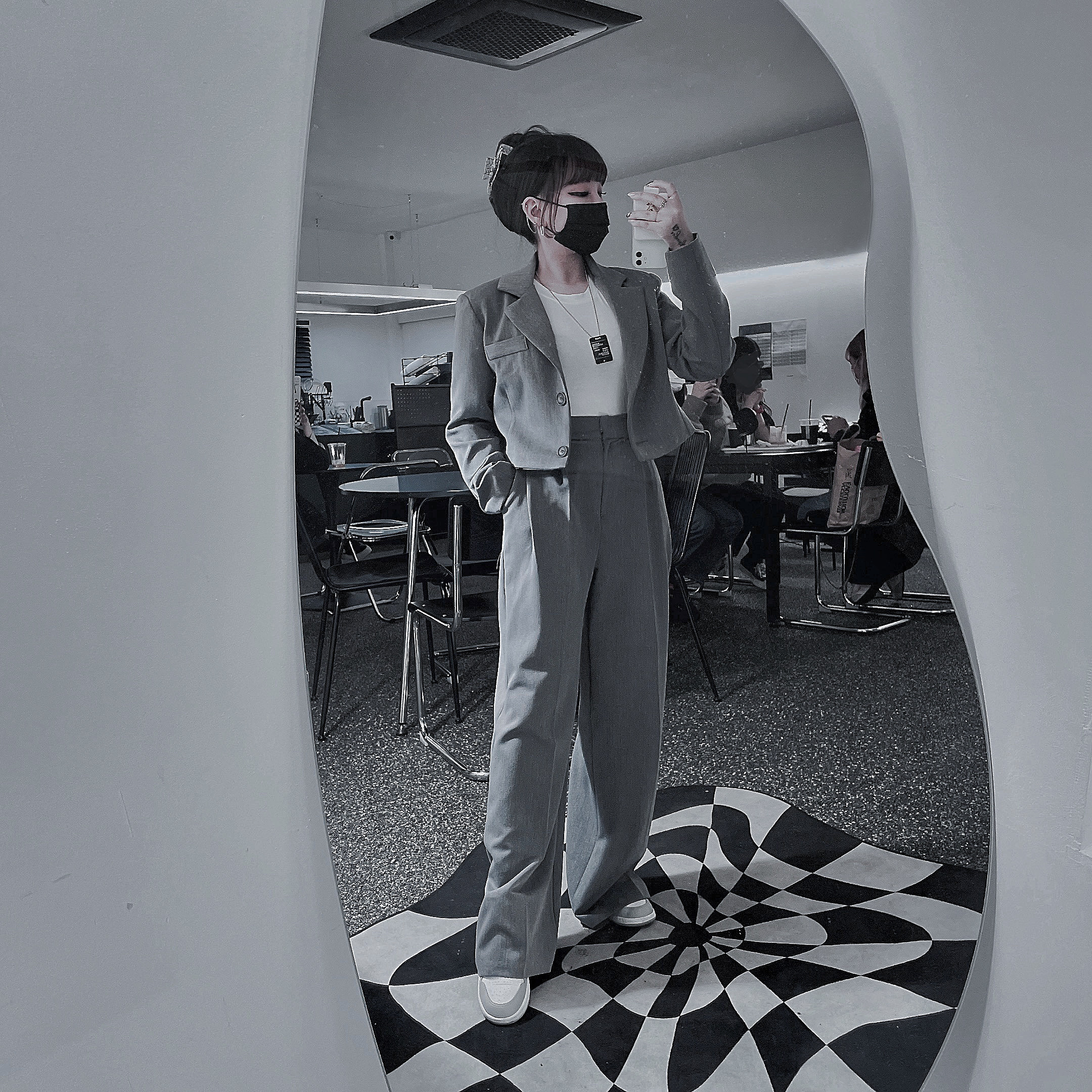 쥬리콩 (@150c._____.m) 님의 게시물 | KREAM