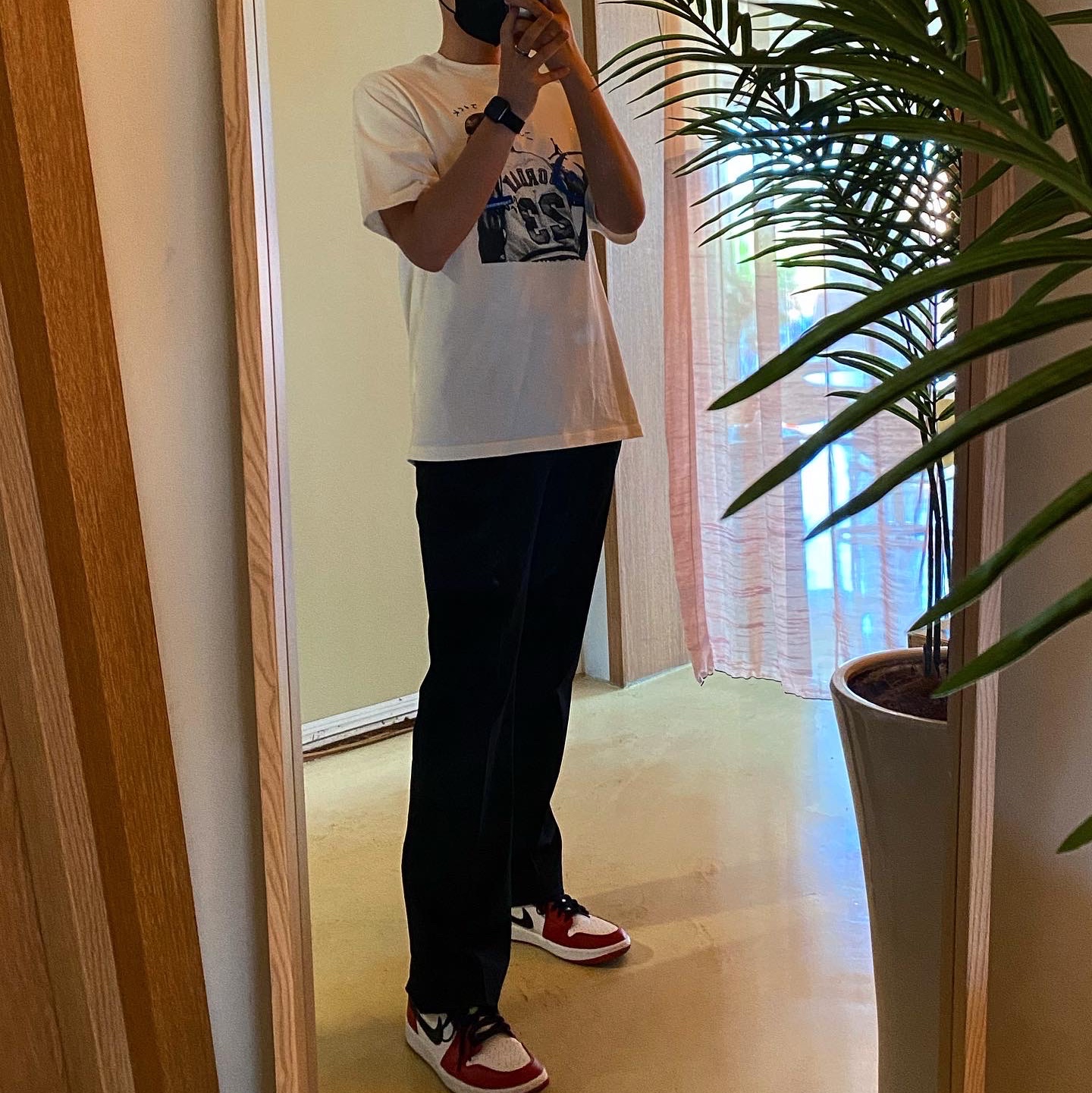 산이 (@xx_san_e) 님의 게시물 | KREAM