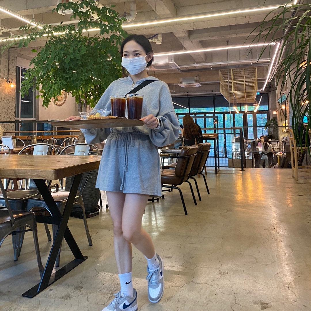 young (@dan_y) 님의 게시물 | KREAM