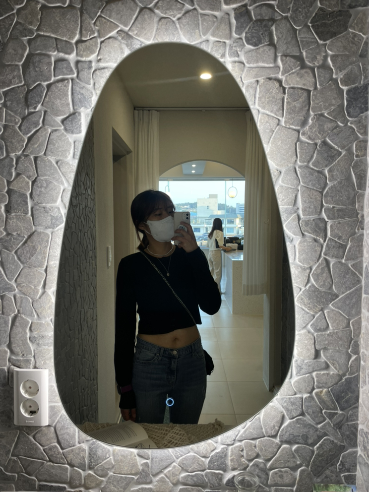 한아현 (@hyuni_ii) 님의 게시물 | KREAM